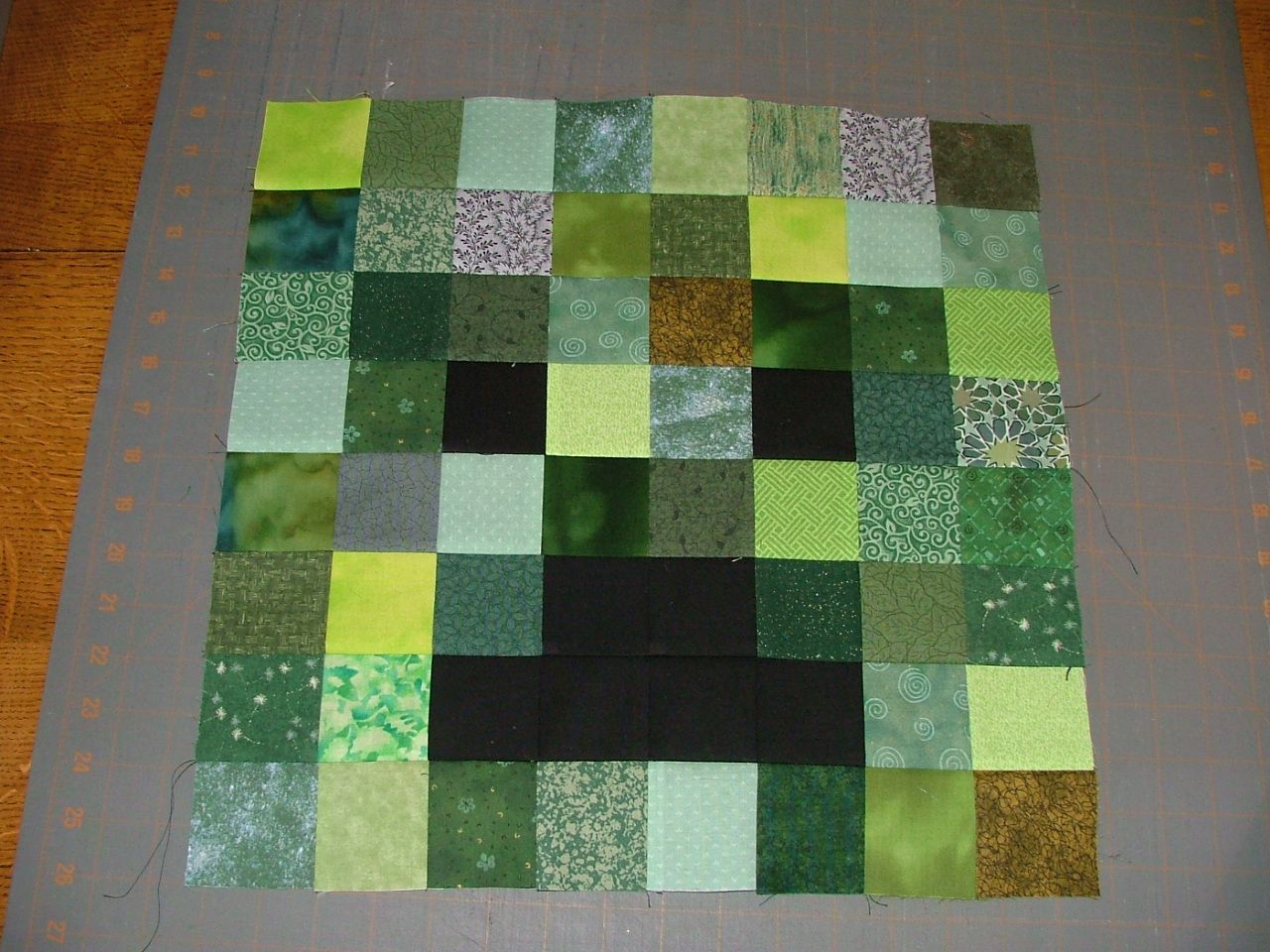 Minecraft Creeper Pillow / Cushion : 5 Steps (with Pictures ...