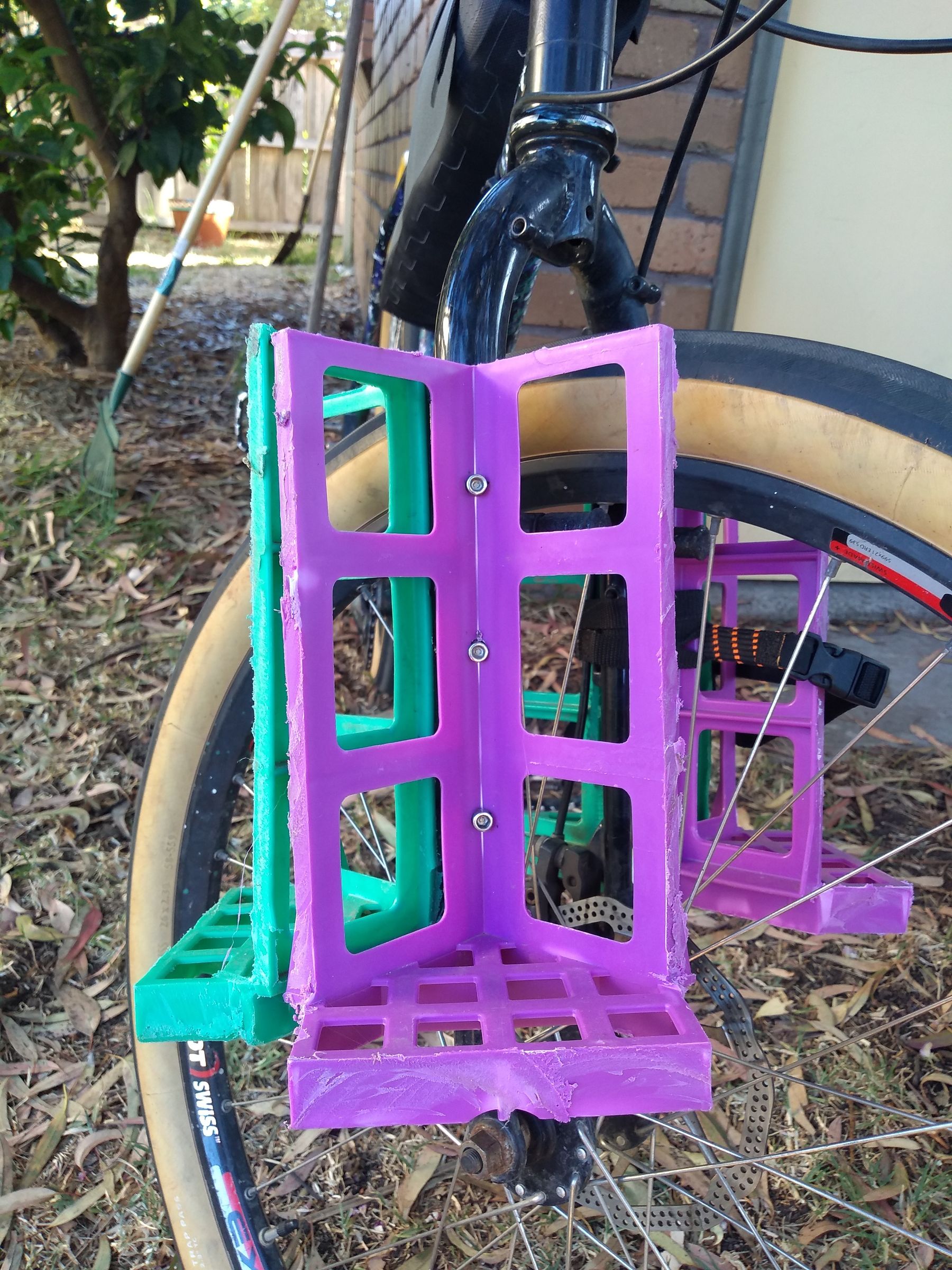 Milk Crate Bikepacking Cage for Cycle Touring : 4 Steps (with Pictures ...