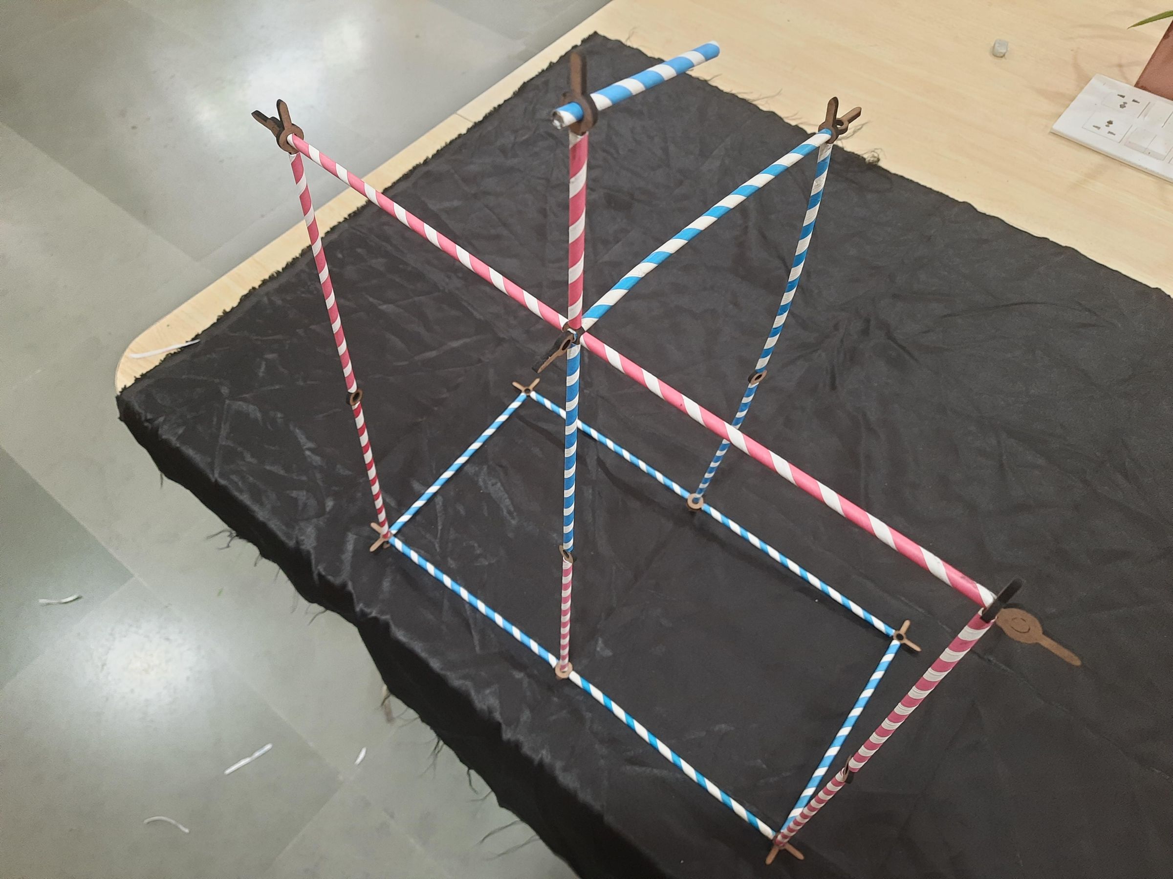 Ferris Wheel by Paper Straw ( Eco Friendly Materials) : 4 Steps ...