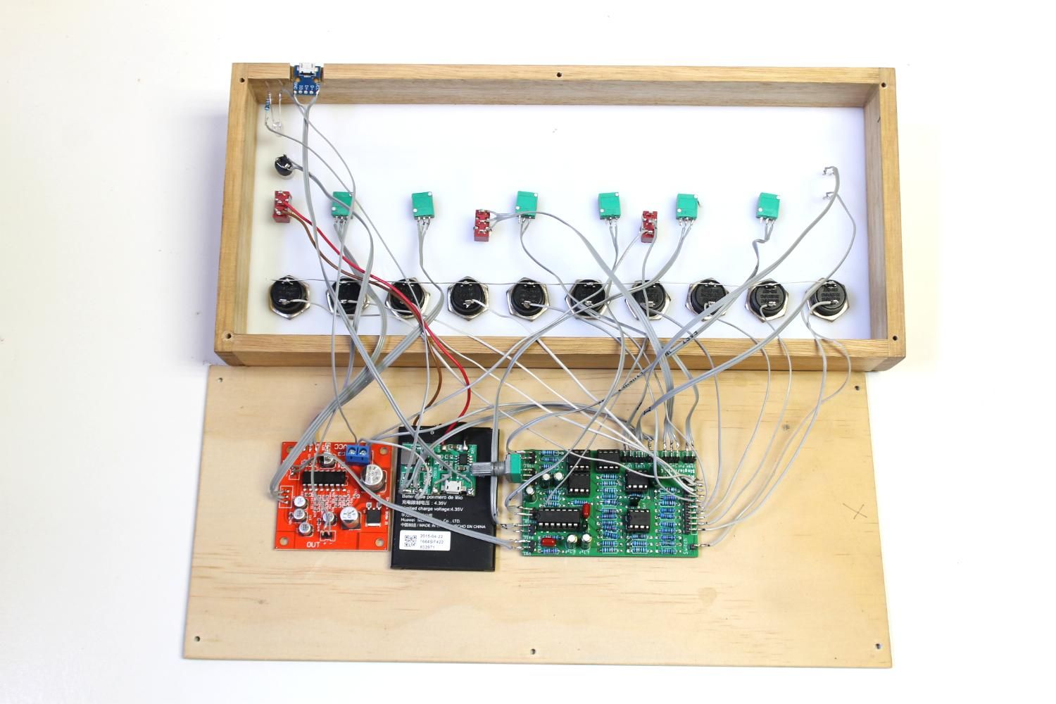 Moog Light Synth V2 : 13 Steps (with Pictures) - Instructables