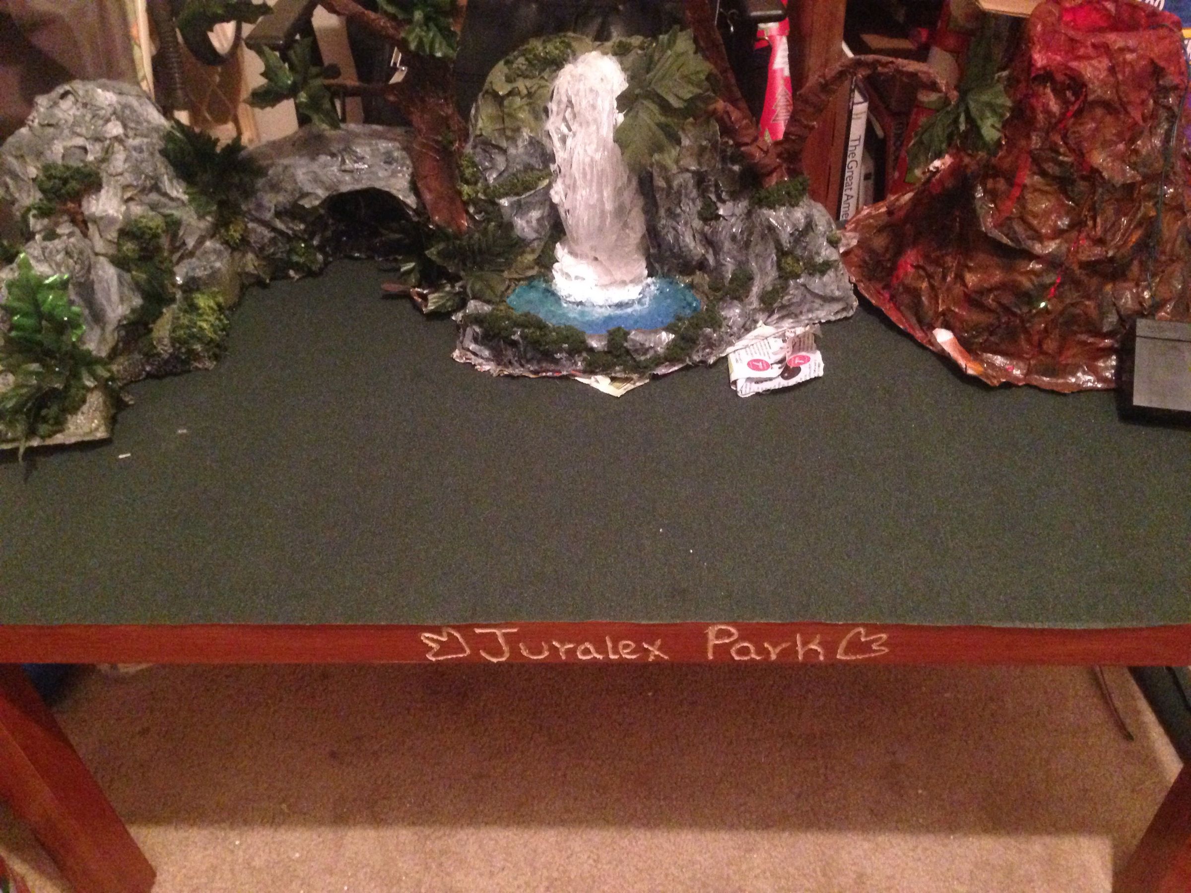 Dinosaur Play Table "JURALEX PARK" : 9 Steps (with Pictures ...