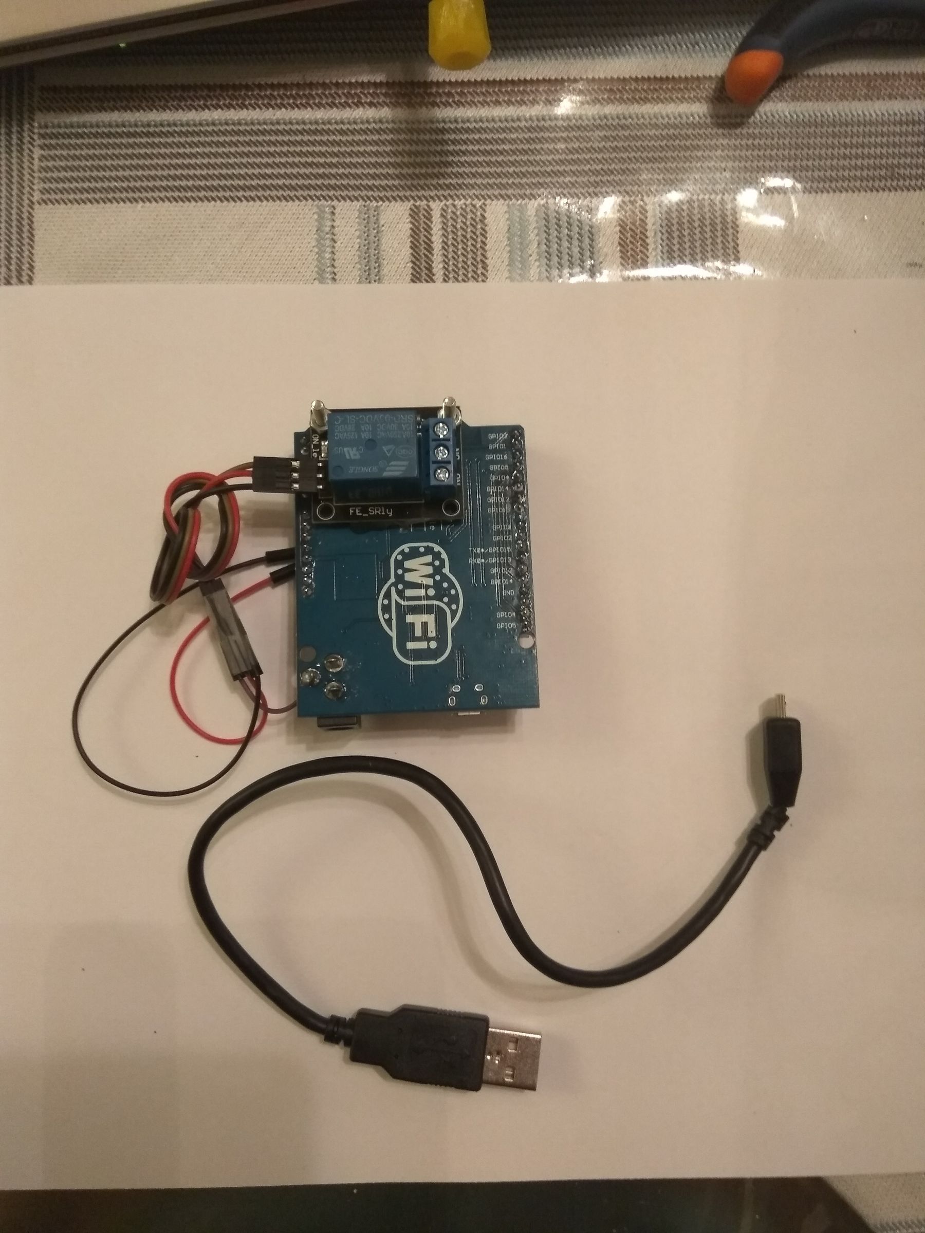 Control a Lamp With ESP8266 and a Relay : 5 Steps (with Pictures ...