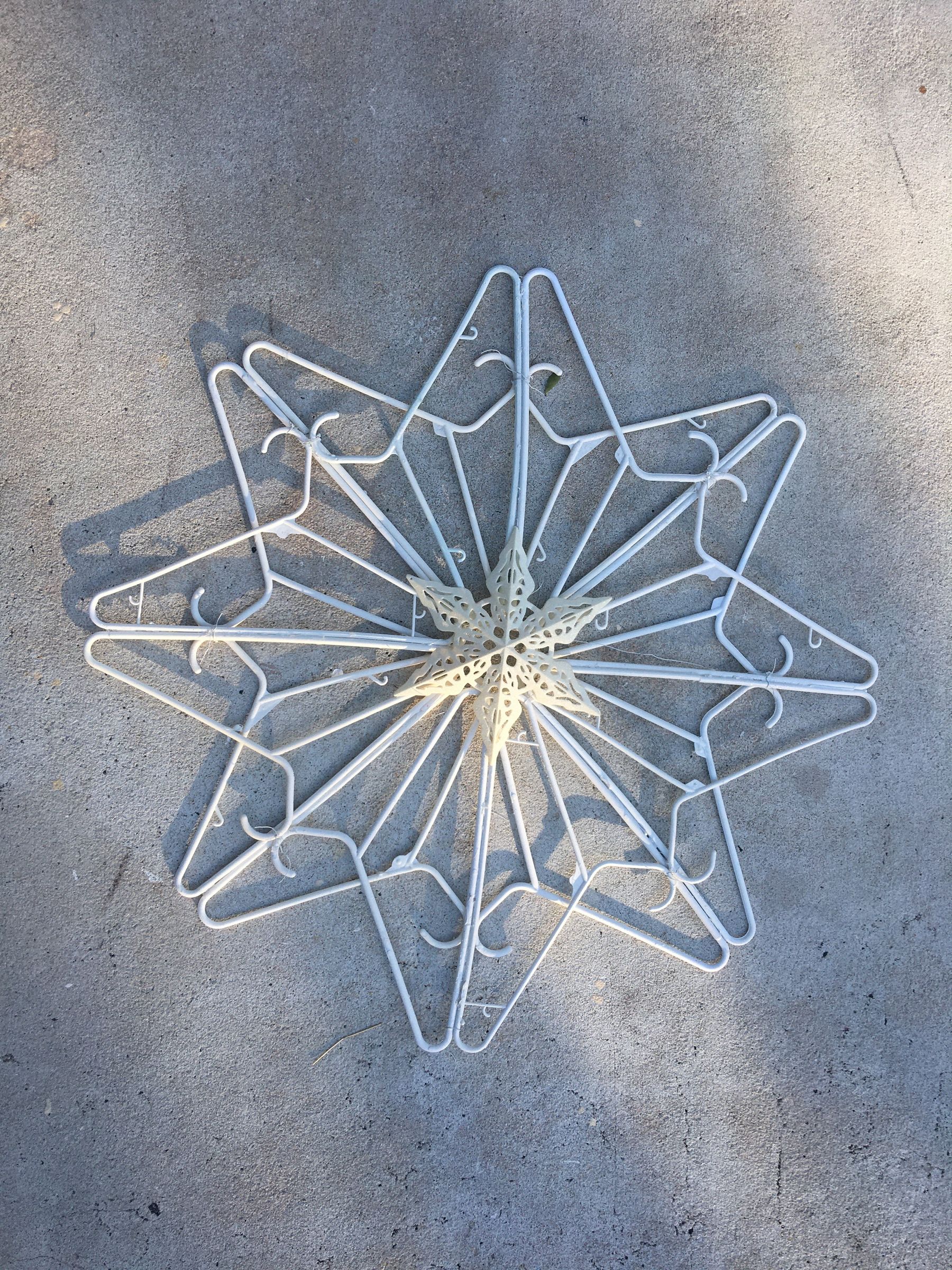 Hanger Snowflake (with Pictures) - Instructables