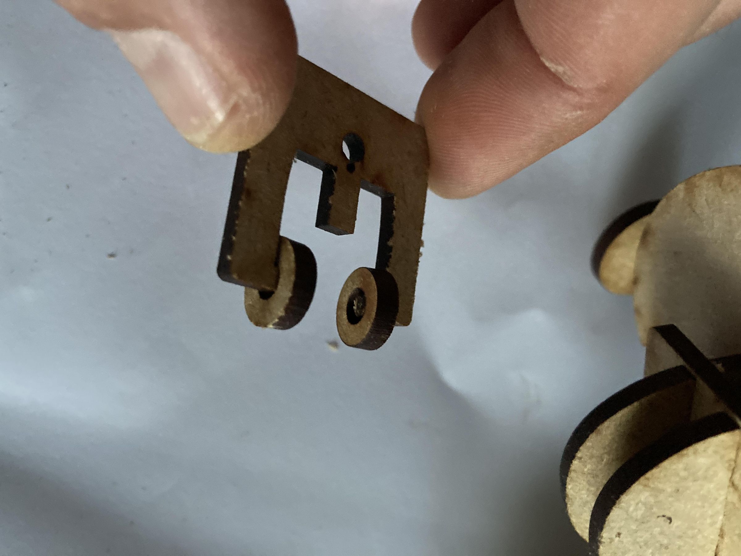 Laser-cut Hand-puppet Head Controls With Rotatable Eyes : 14 Steps ...
