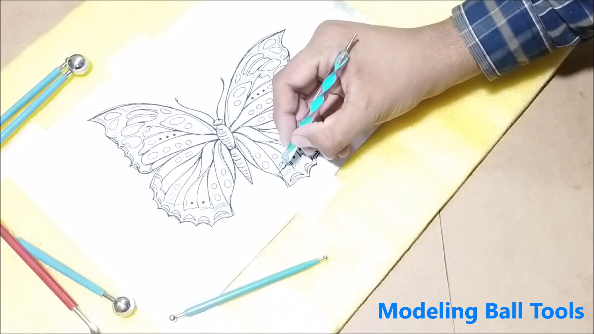How to Make Butterfly Embossed Painting|Metal Art : 4 Steps - Instructables