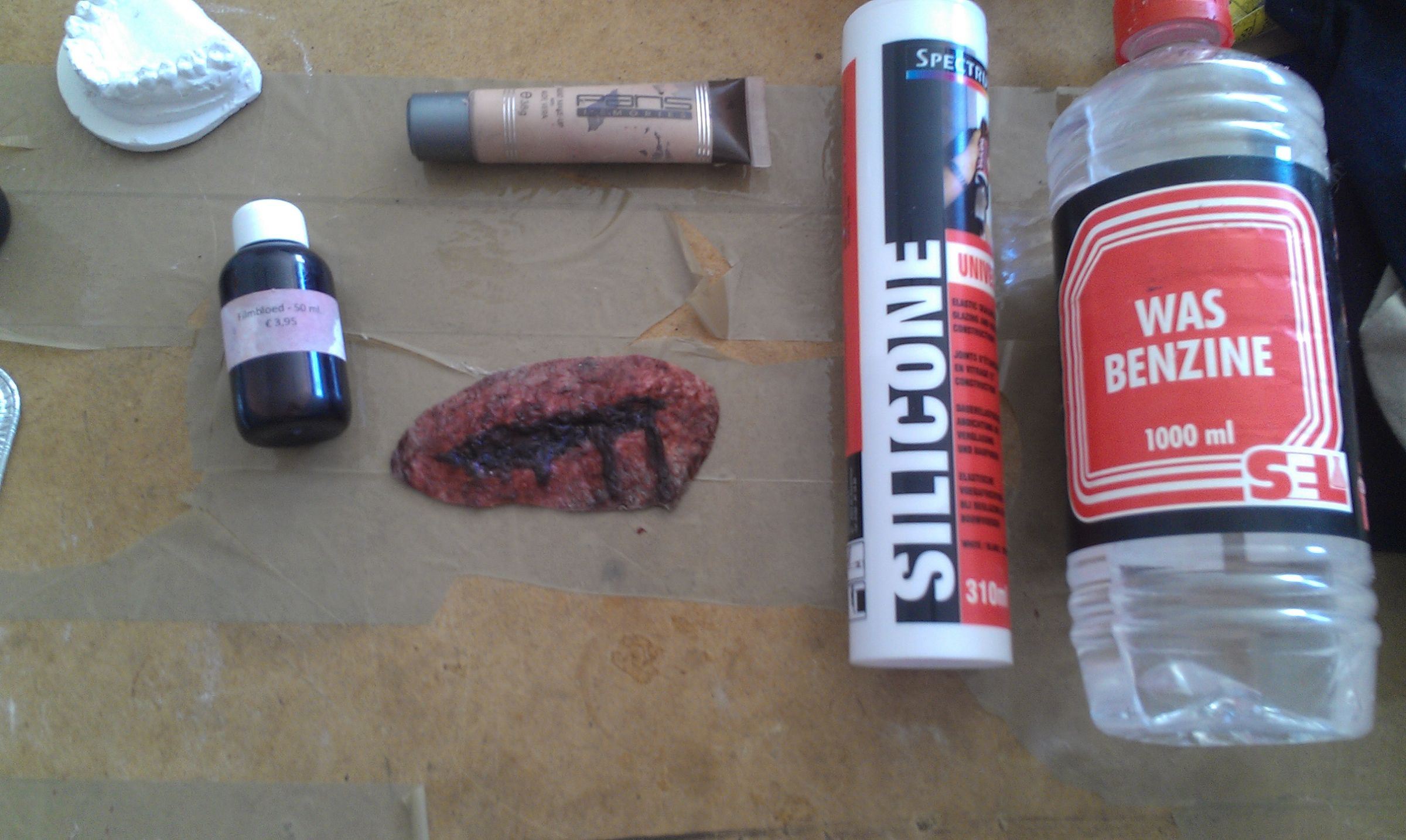 Inexpensive Reusable FX Wounds With Silicone and Make-up : 9 Steps ...