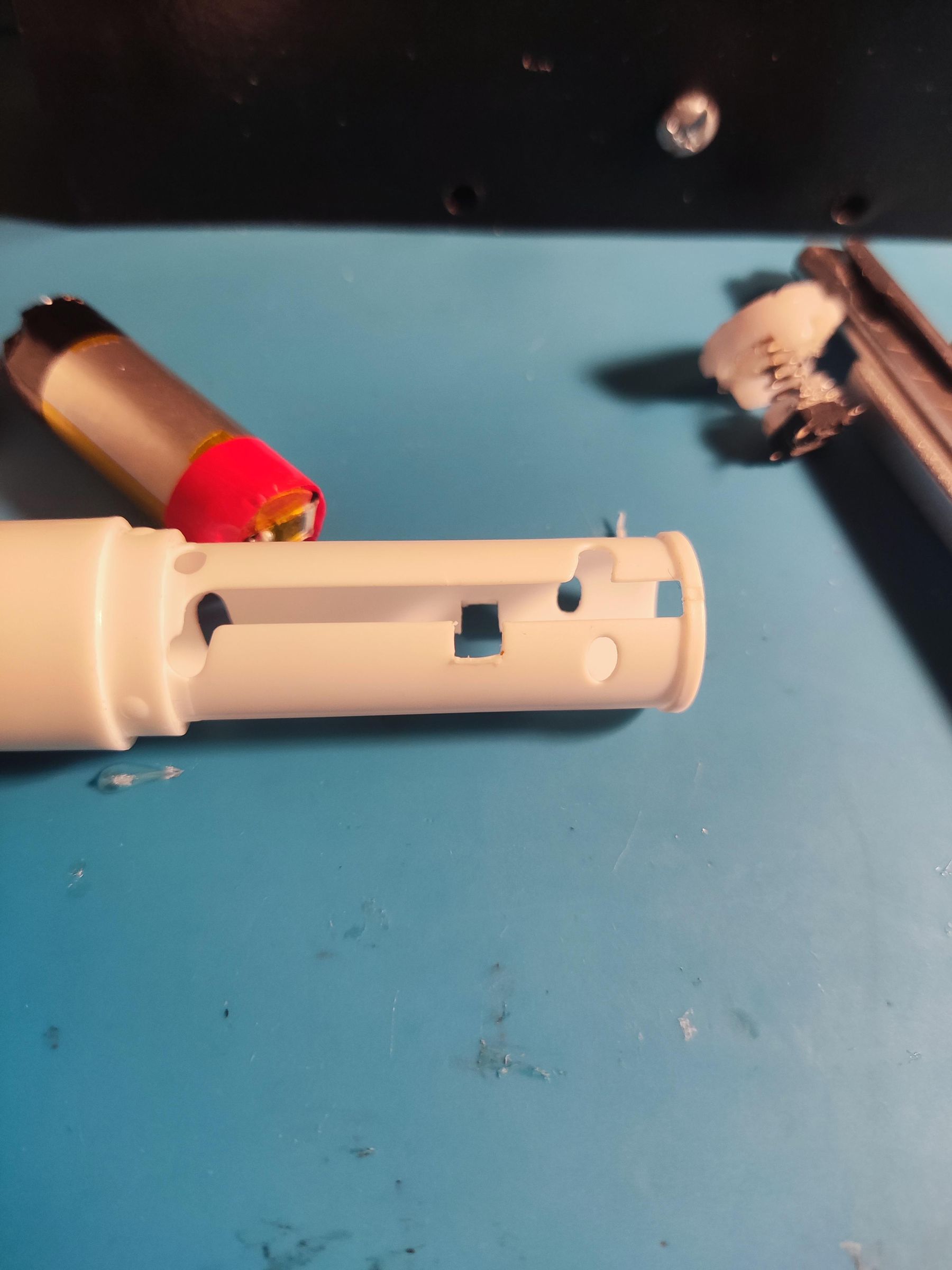 Nivea Twisting Spy Laser Rechargable Using Old Vape Lipo : 6 Steps ...