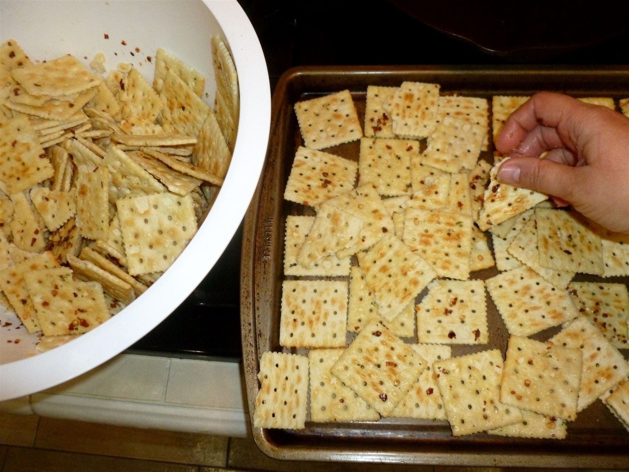 Ranch & Pepper Crackers (with Pictures) - Instructables