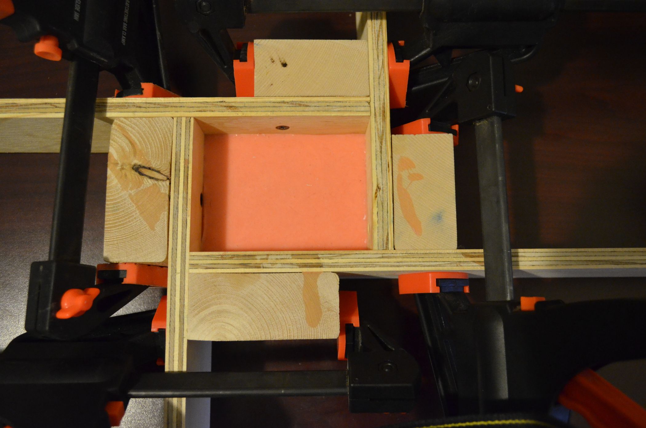 Adjustable Mold Casting Box : 5 Steps (with Pictures) - Instructables