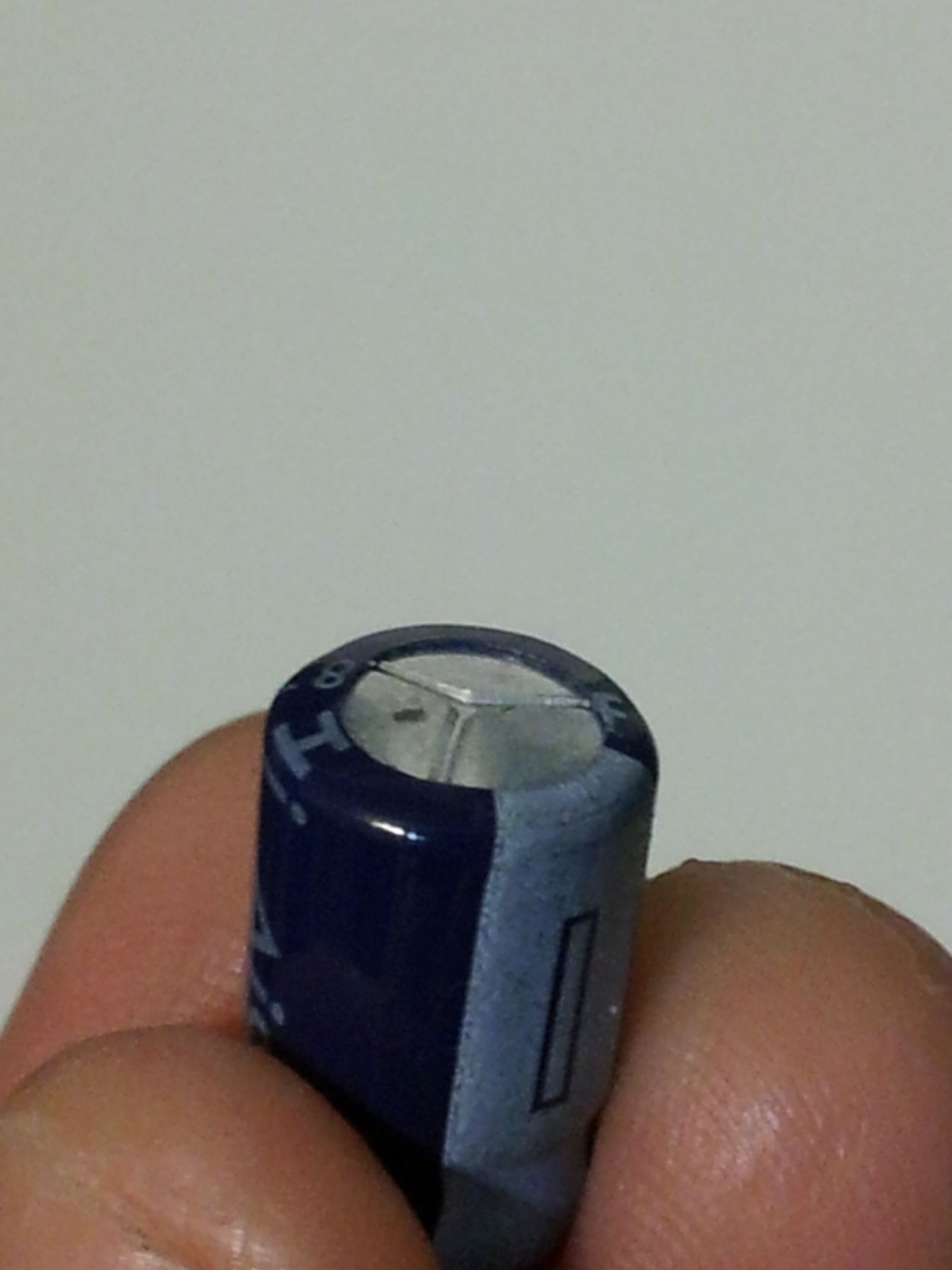 Repair Your Electronics by Replacing Blown Capacitors : 6 Steps (with ...