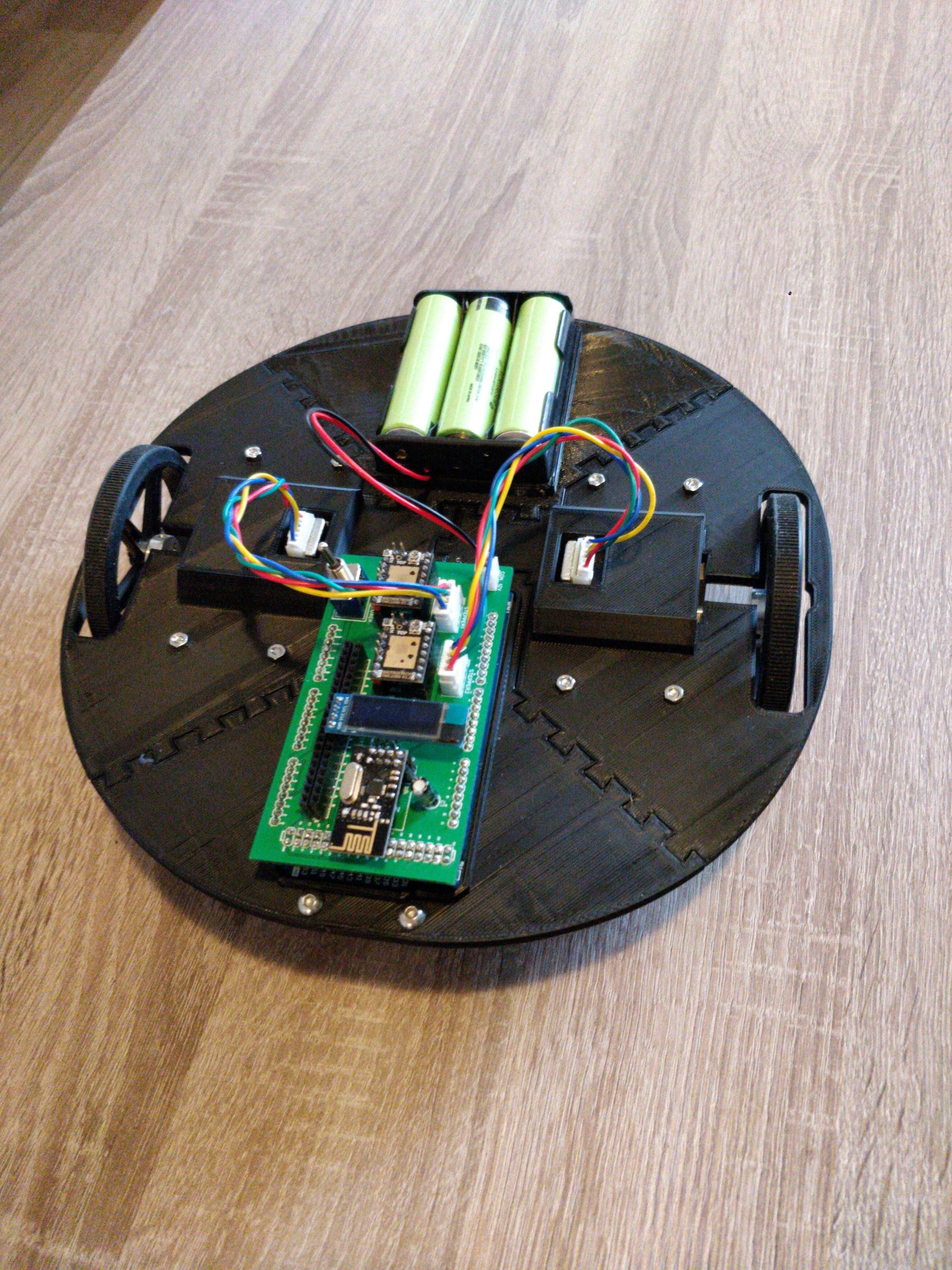 Building a Moving Platform Robot From Scratch : 12 Steps (with Pictures ...