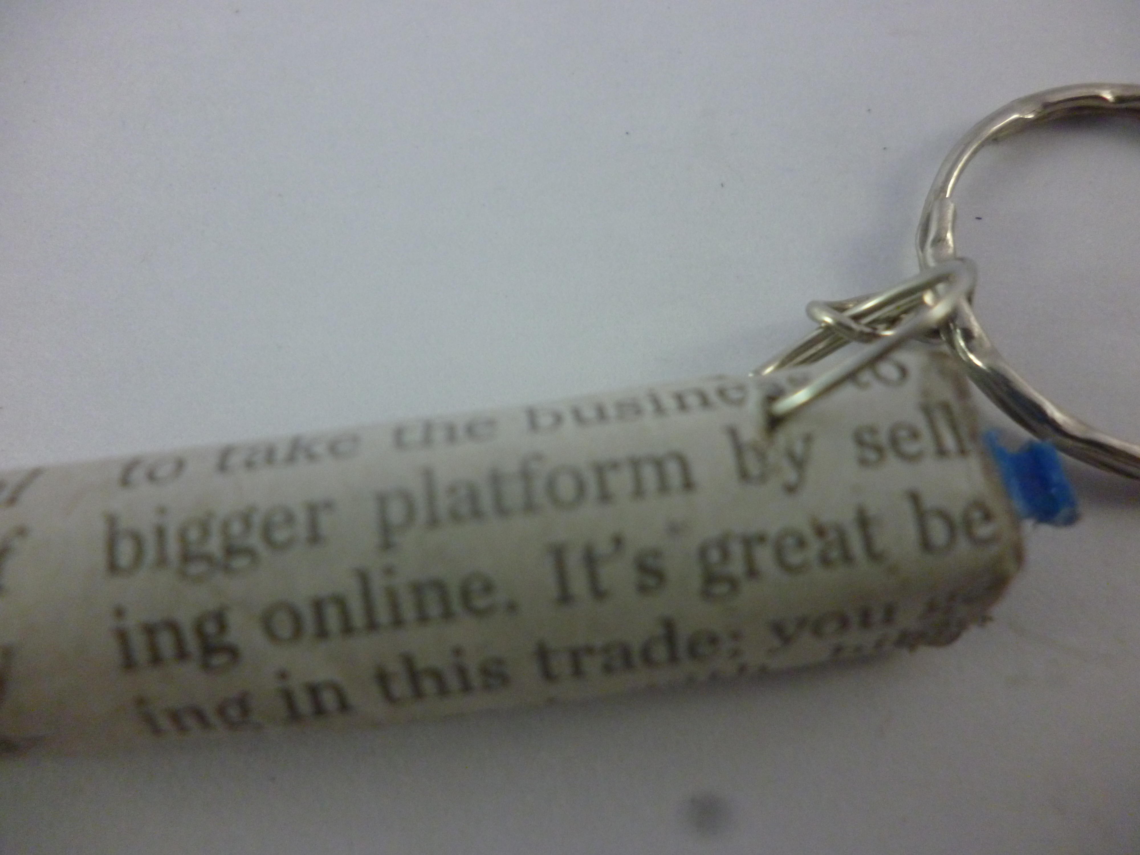 Simple Key Chain Torch and Mini Desktop Lamp. : 4 Steps - Instructables