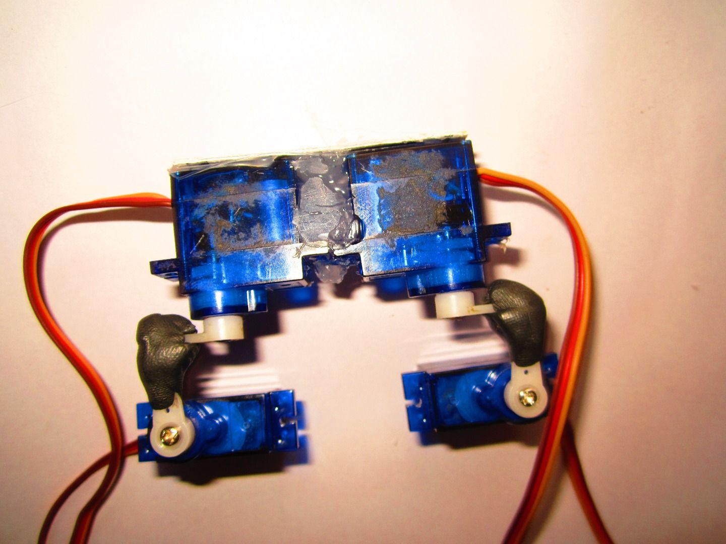 Make a Simple Bipedal Humanoid Robot (Servo Walking Robot) : 7 Steps ...