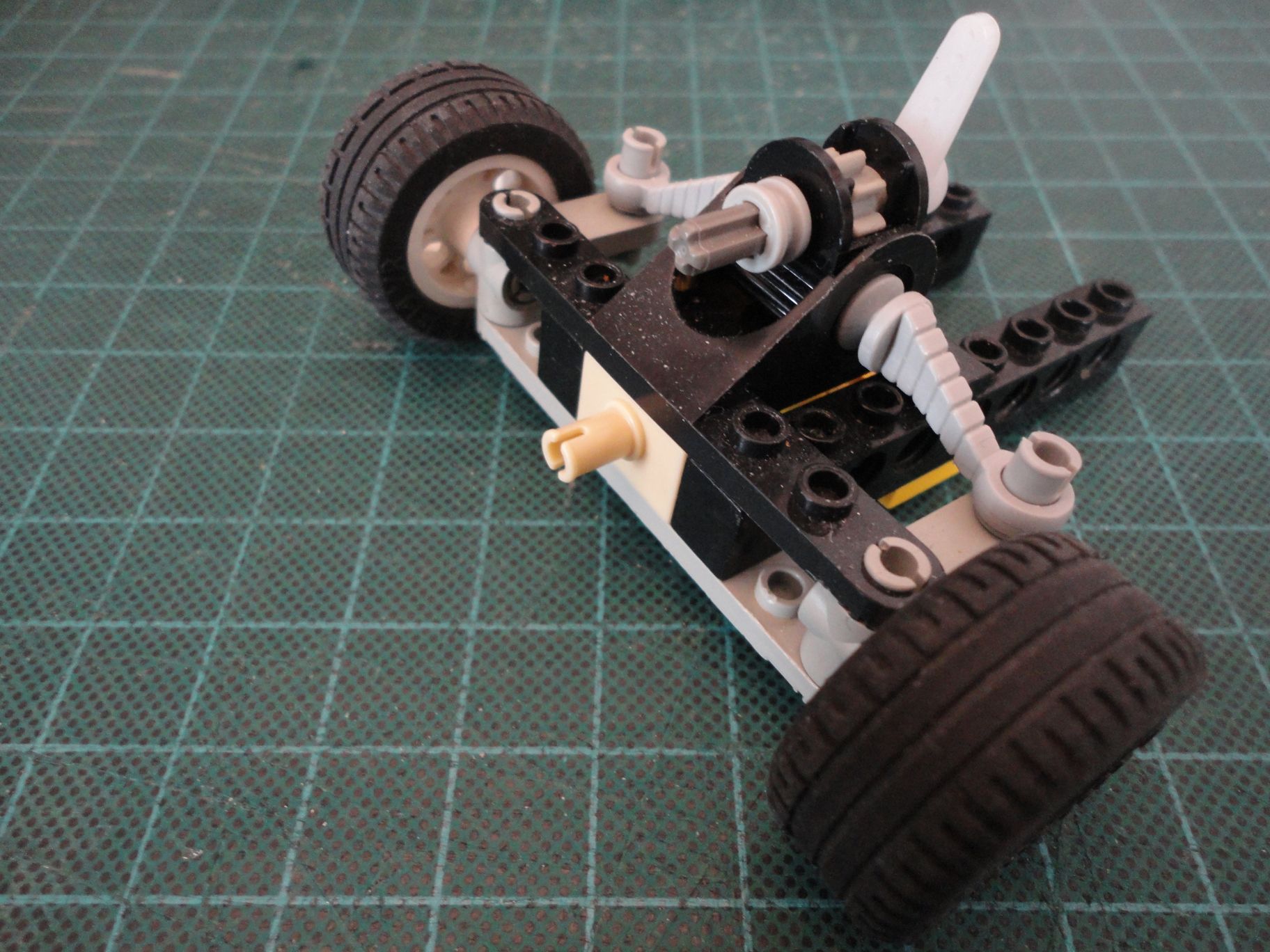 R/C LEGO® Car Redux : 12 Steps (with Pictures) - Instructables