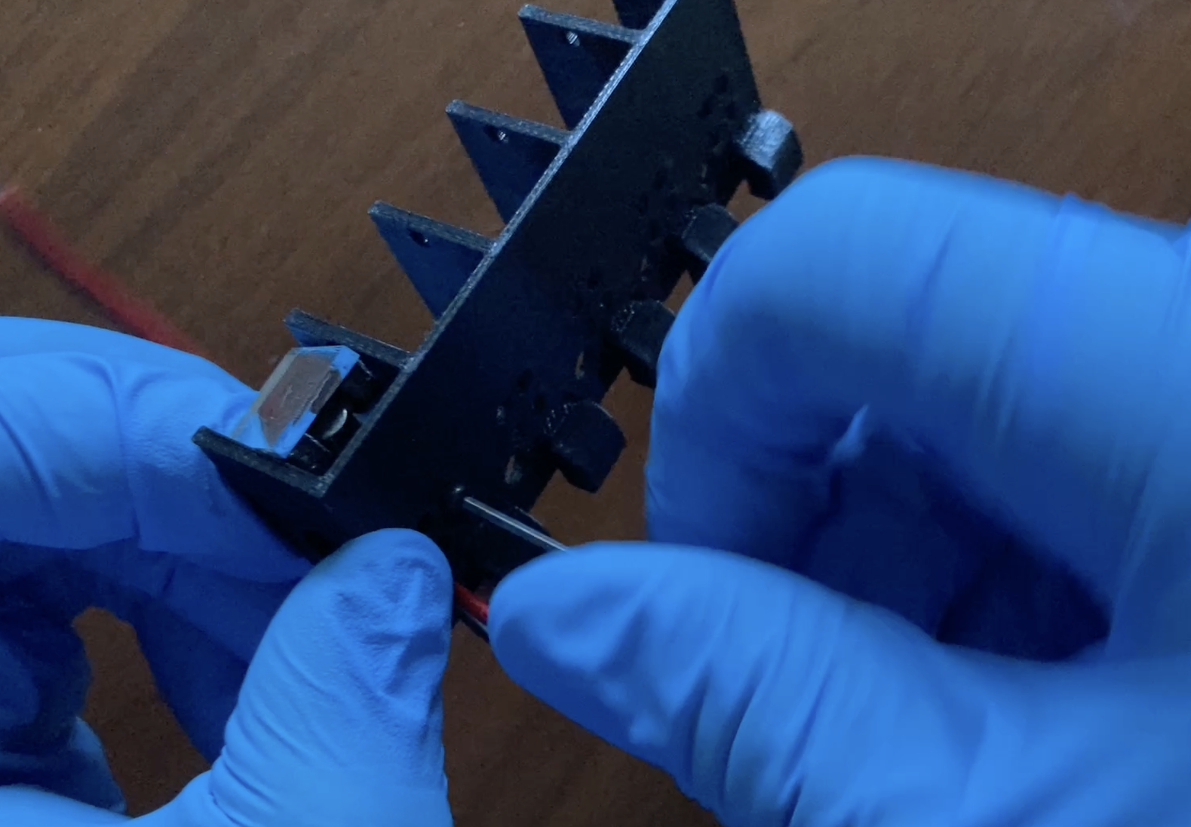 Digital Mirror Device (Macroscale Model) : 6 Steps (with Pictures) - Instructables
