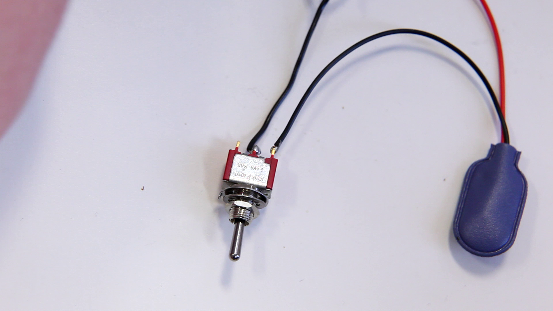 "Worlds Simplest" Neuralizer-build (Men in Black Memory Eraser) : 10 ...