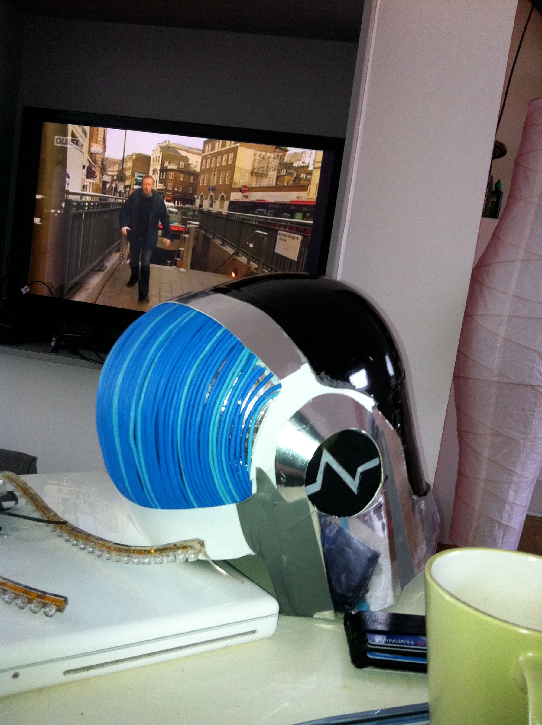 DAFT PUNK TRON (GUY-MANUEL) HELMET, WITH SUIT AND GLOVES - Instructables