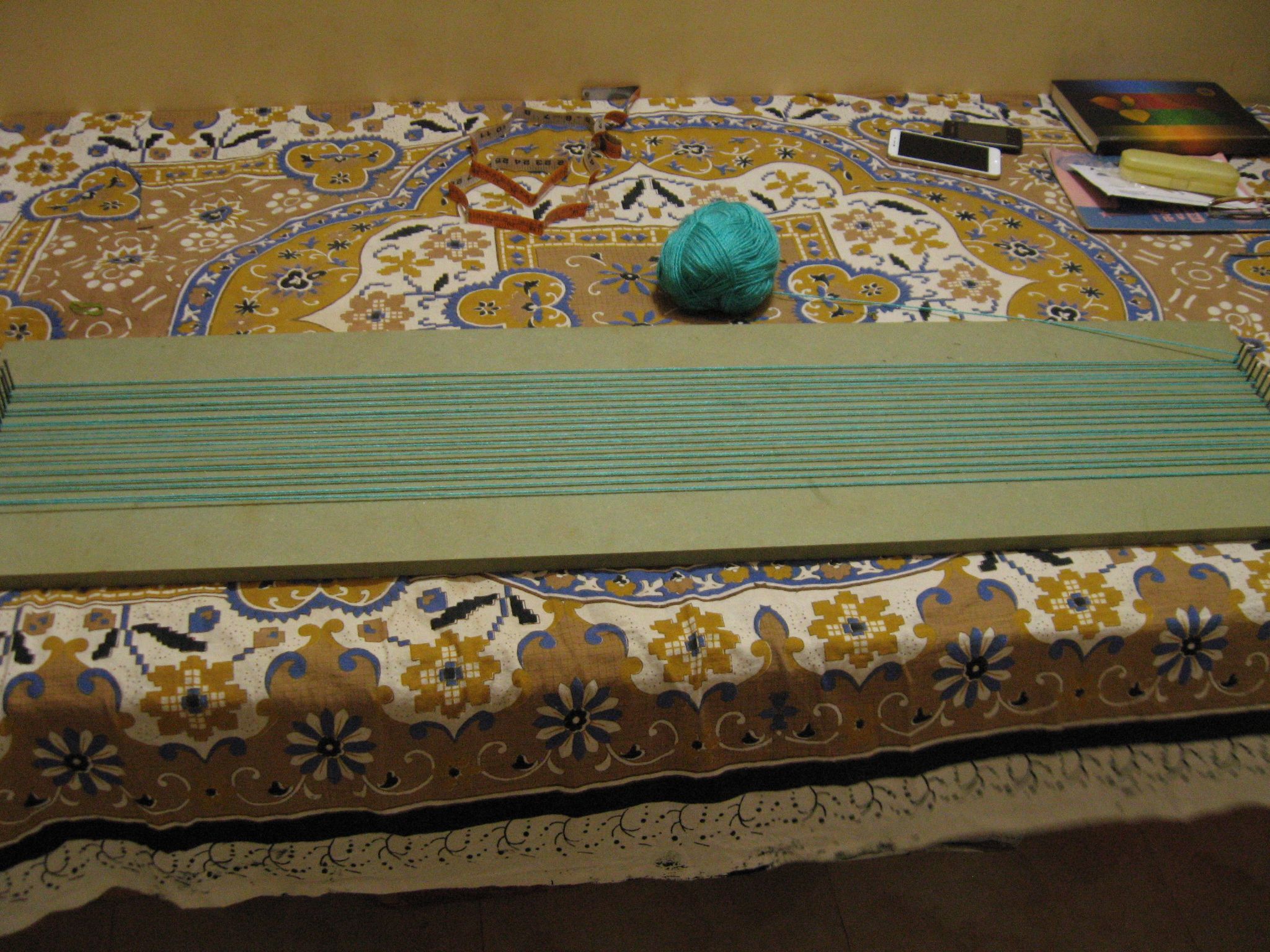 How to Make a Long Loom Board for Weaving Scarf : 4 Steps (with ...