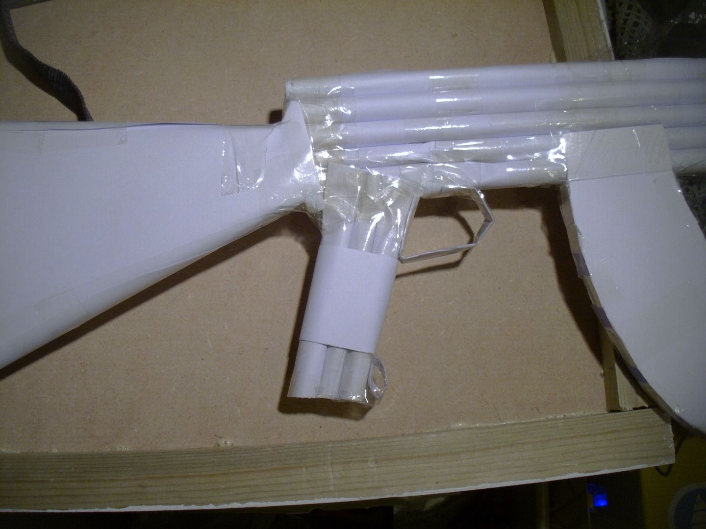 Ak-47 Paper Prop : 6 Steps - Instructables
