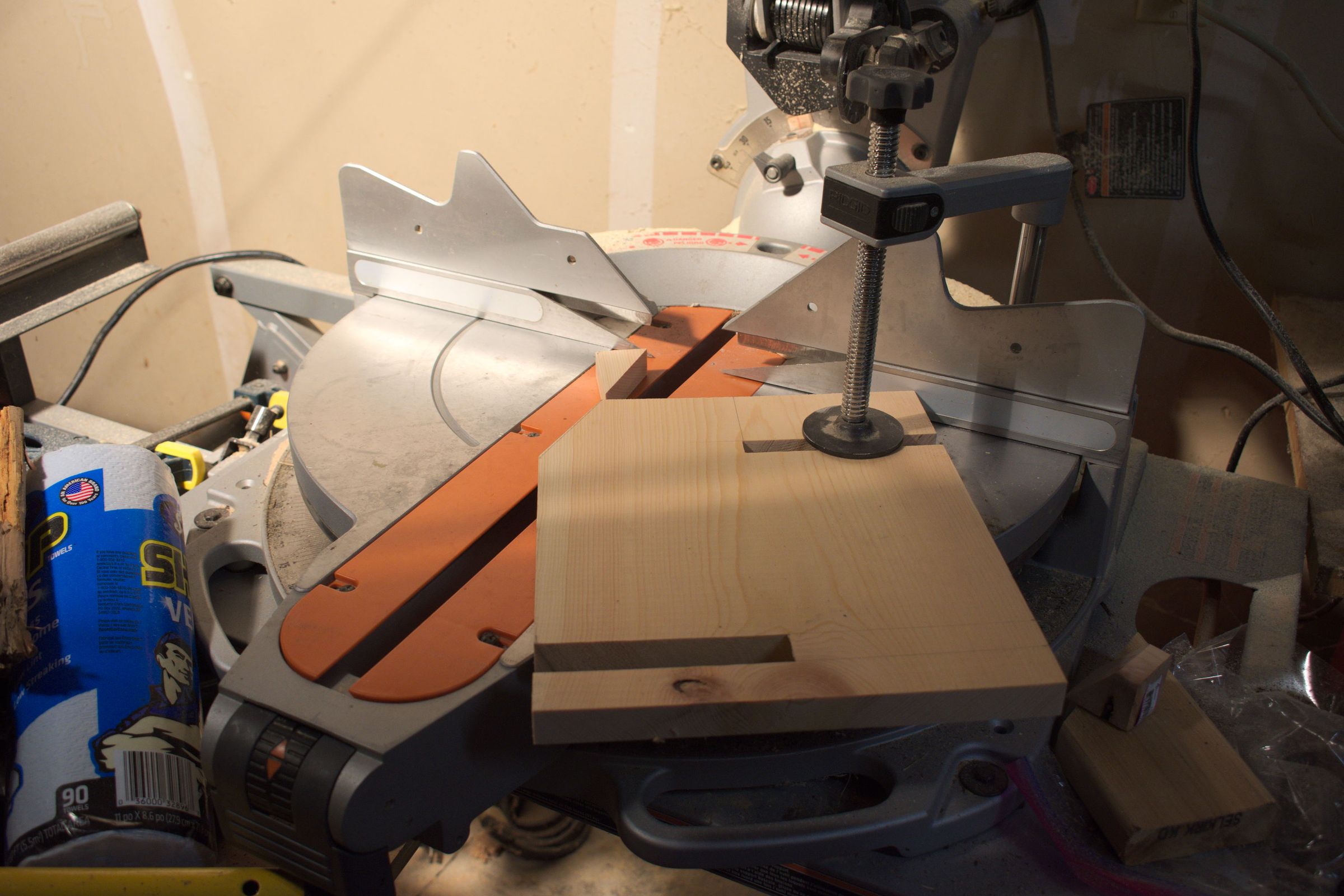 Minimalist Docking Station : 10 Steps (with Pictures) - Instructables