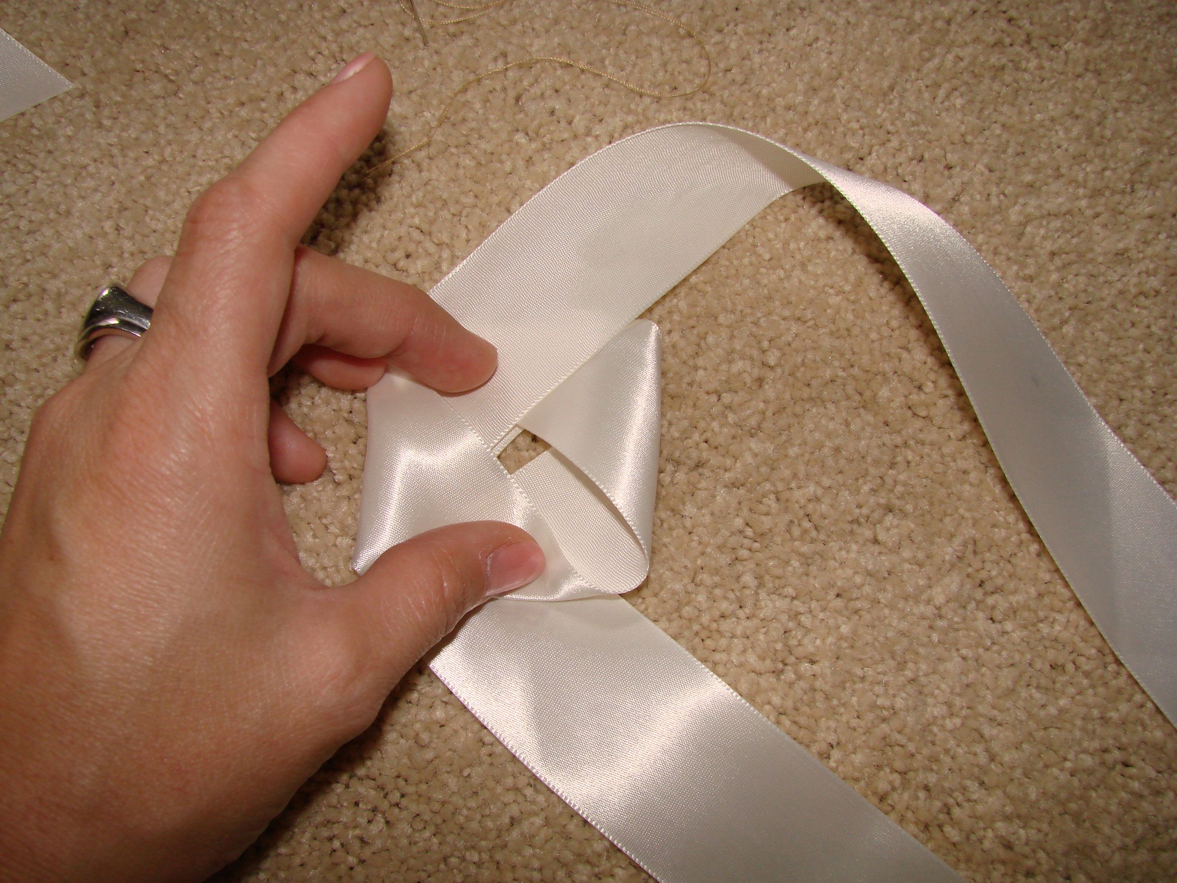 Heirloom Ribbon Bouquet : 6 Steps (with Pictures) - Instructables