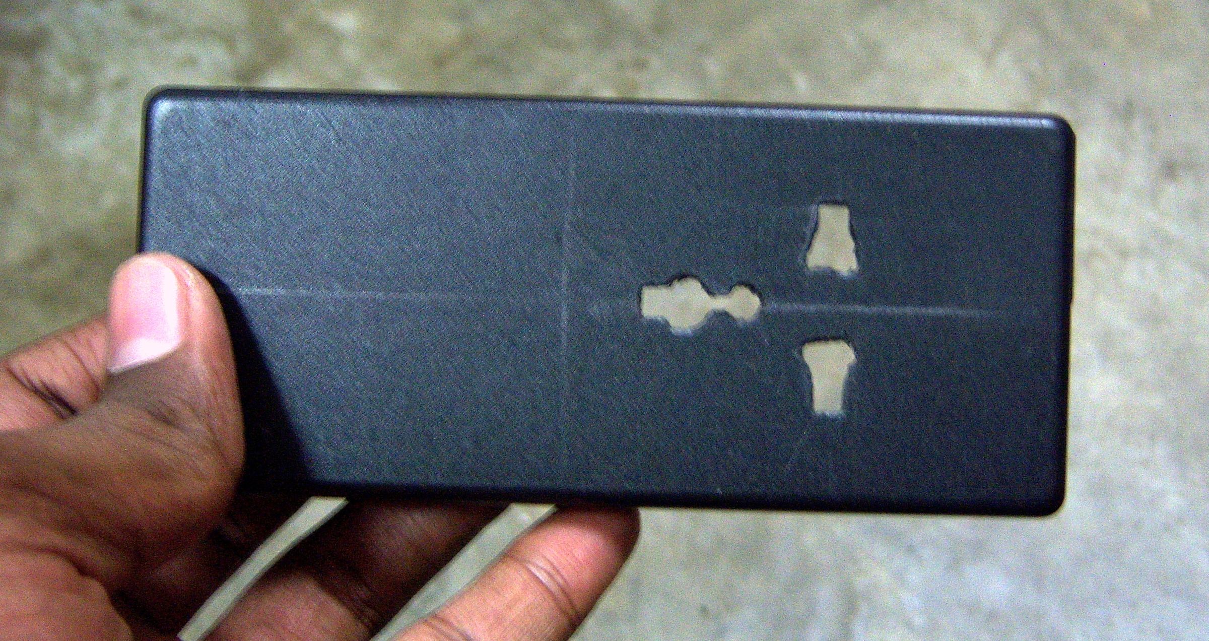 In-line Laptop Surge Protector With an Outlet : 6 Steps (with Pictures ...