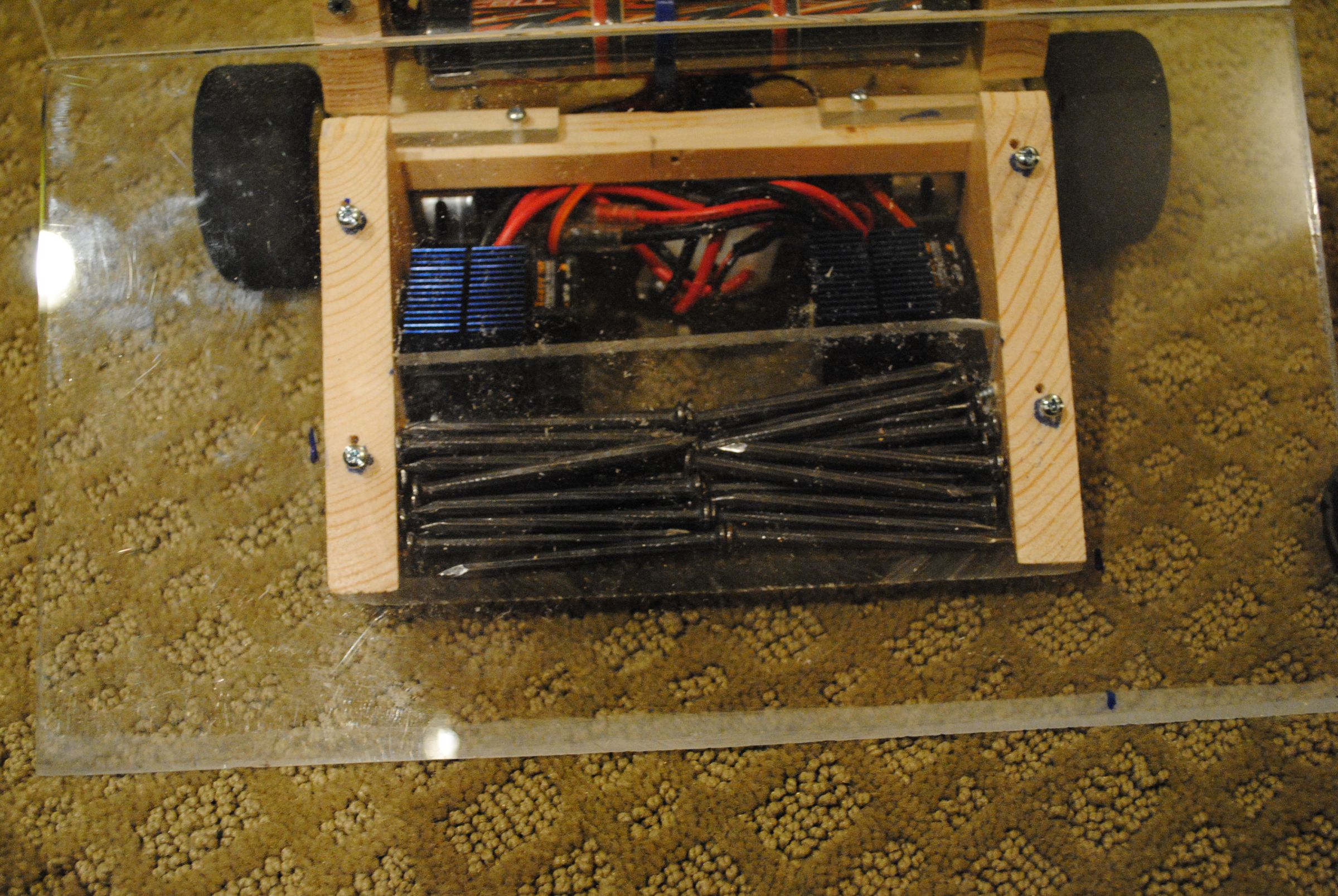 How to Make a Sumo Bot (Science Olympiad 2011 Rules) : 14 Steps (with Pictures) - Instructables