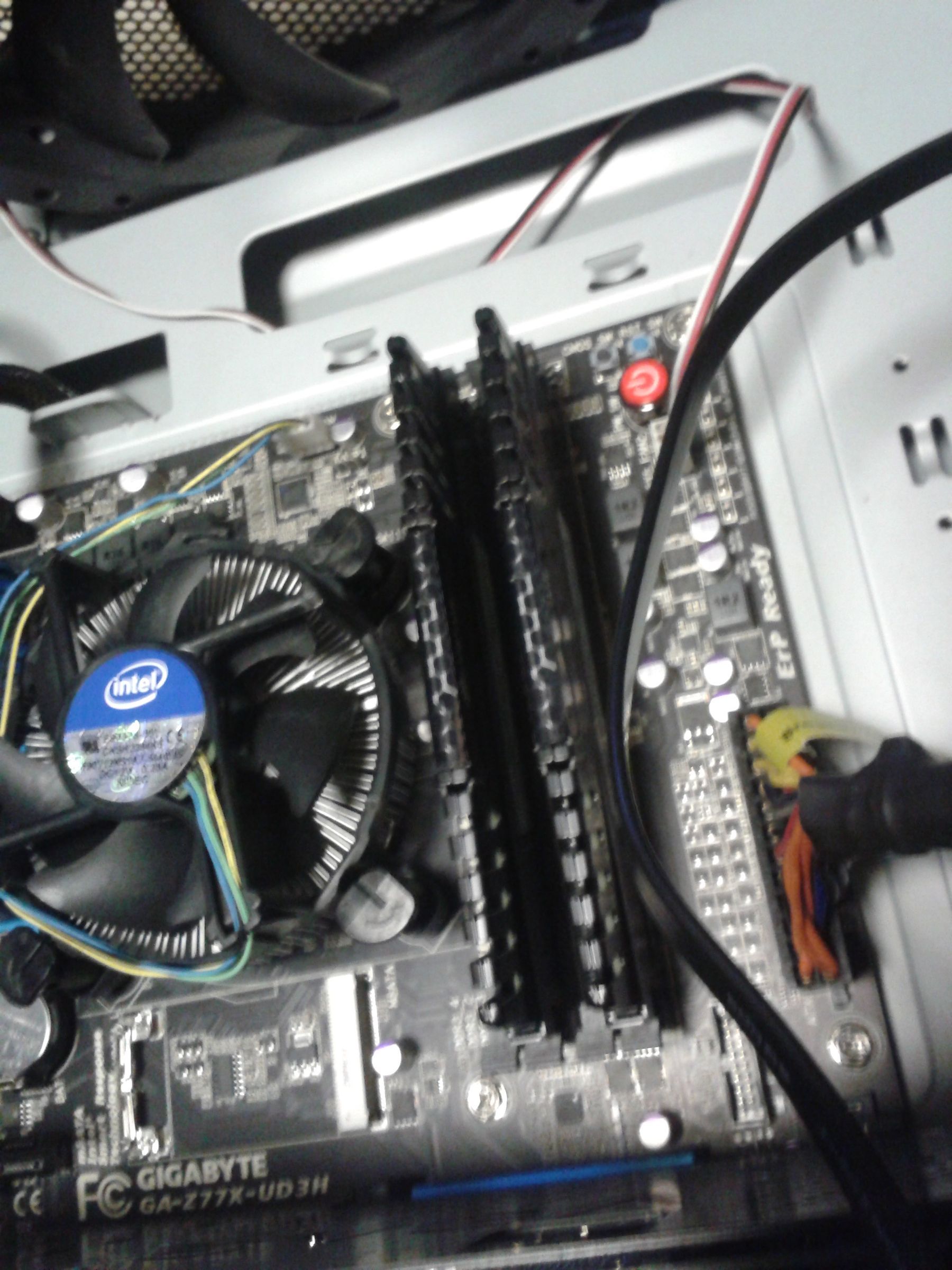 Assembling a Desktop Computer : 20 Steps (with Pictures) - Instructables