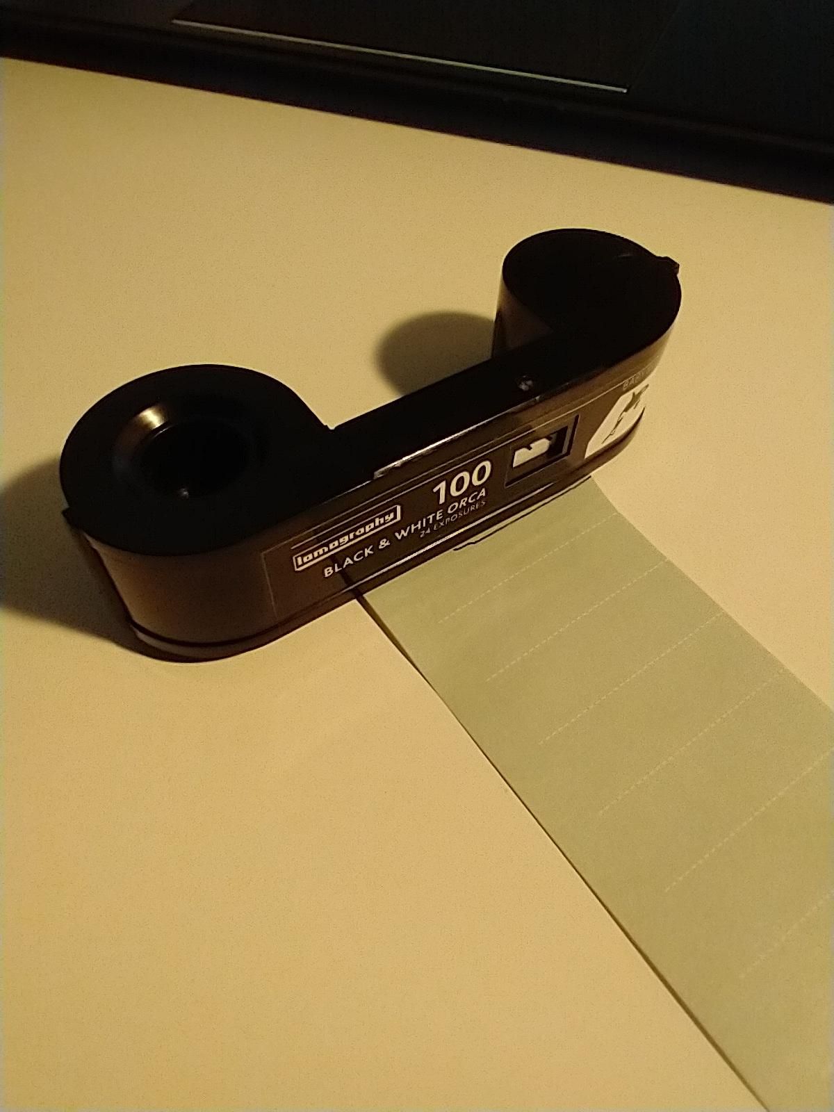 Disassemble and Reload a 110 Film Cartridge : 8 Steps (with Pictures ...