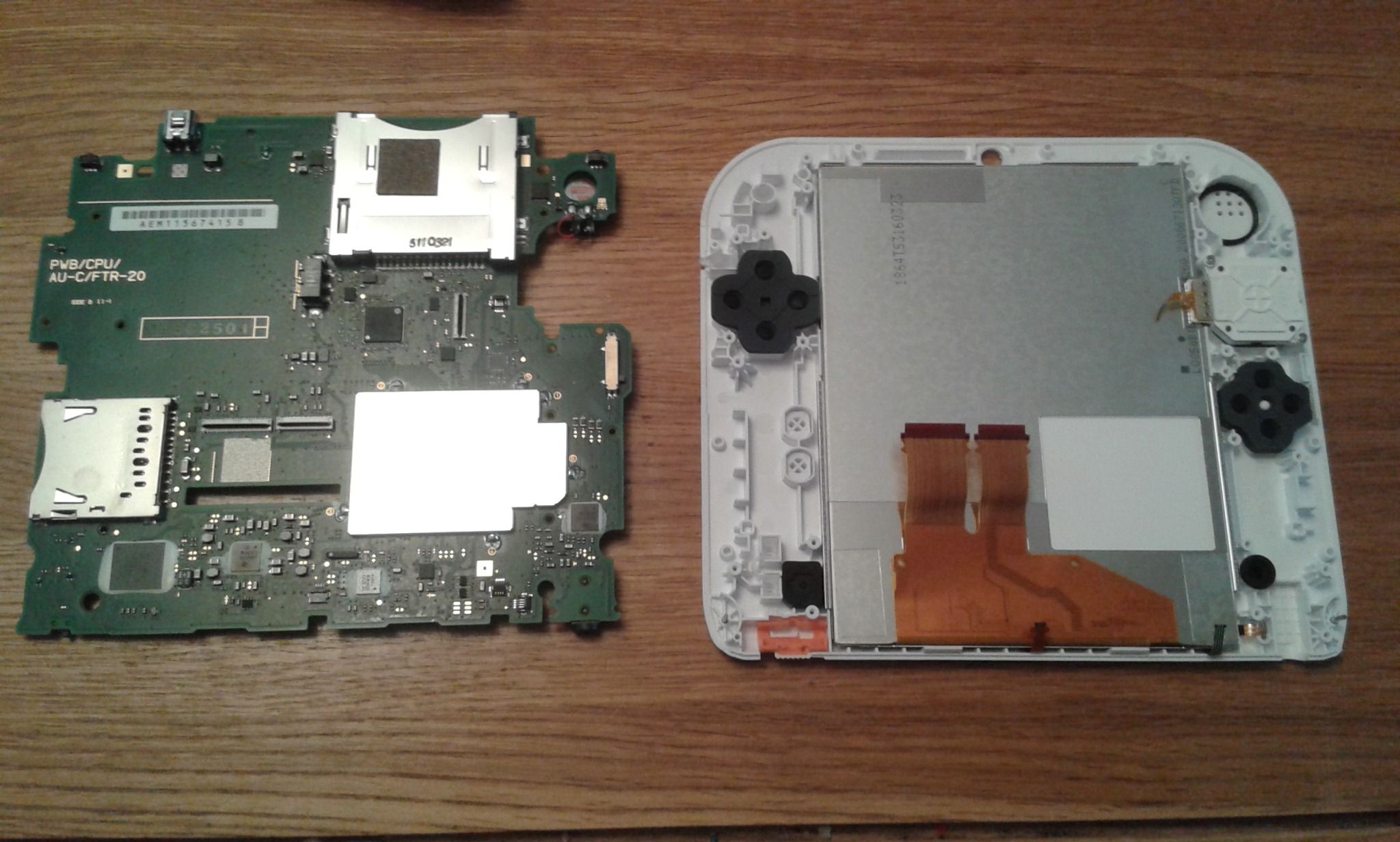 2DS Screen Repair : 11 Steps (with Pictures) - Instructables