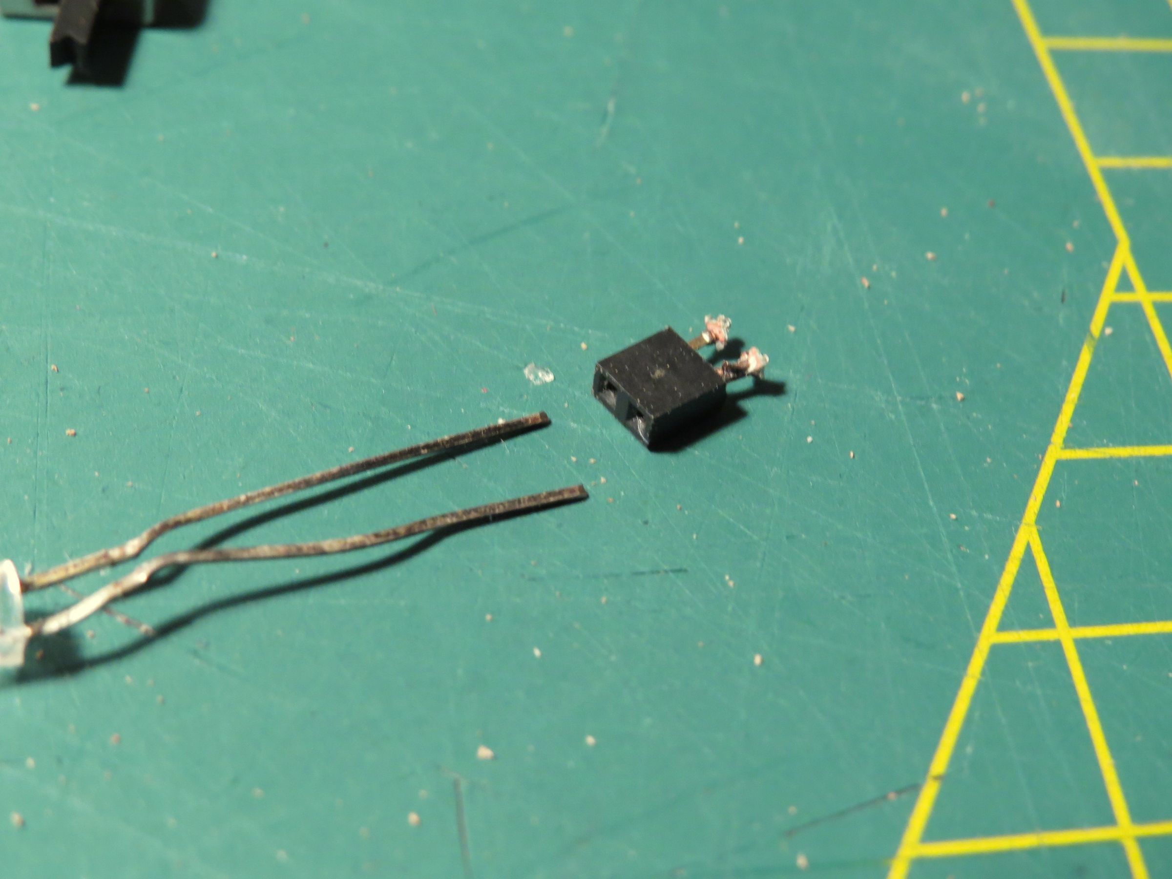 Champagne Cork Yoda : 9 Steps (with Pictures) - Instructables