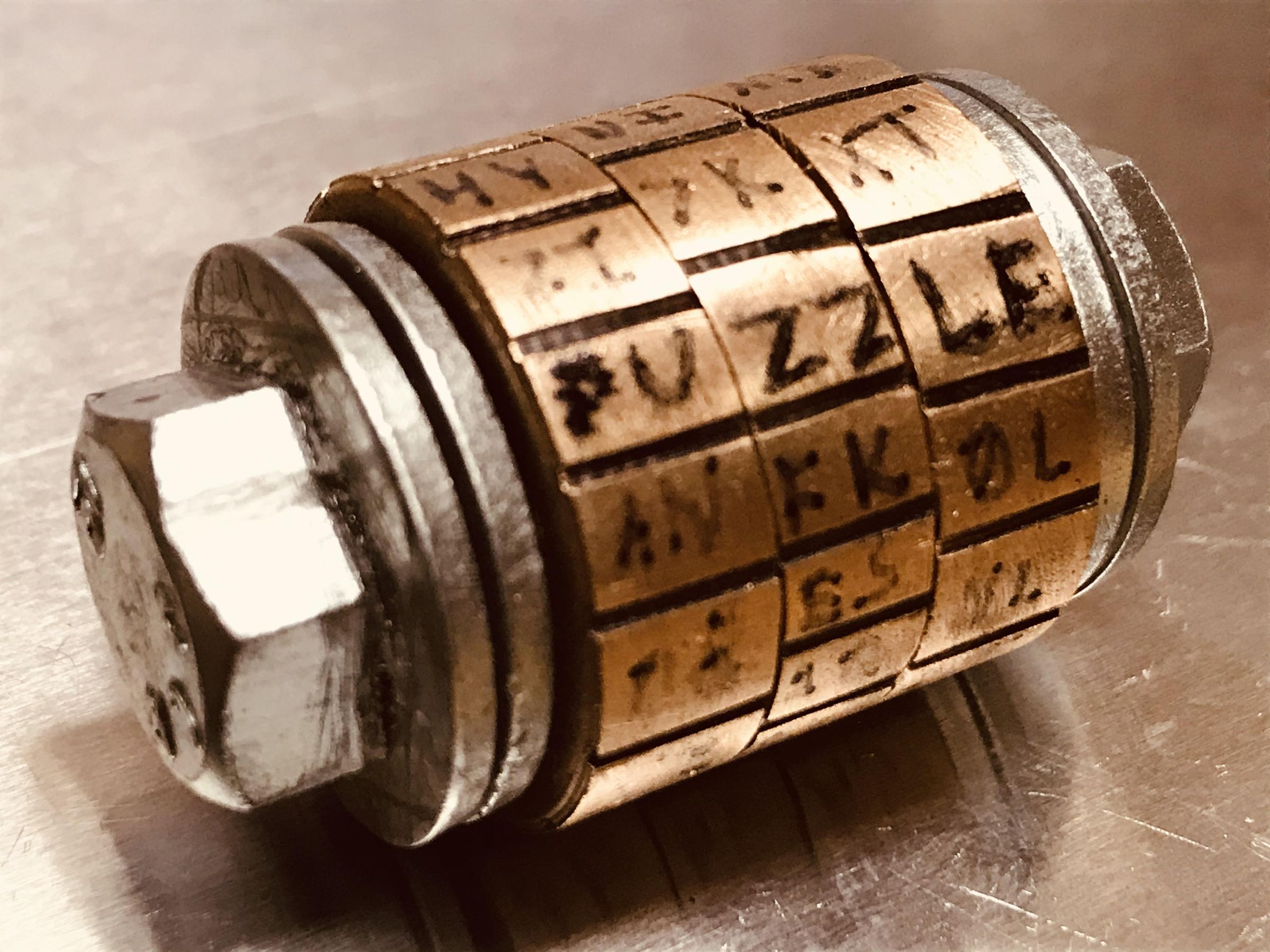 Mini Pocket Safe : 6 Steps (with Pictures) - Instructables