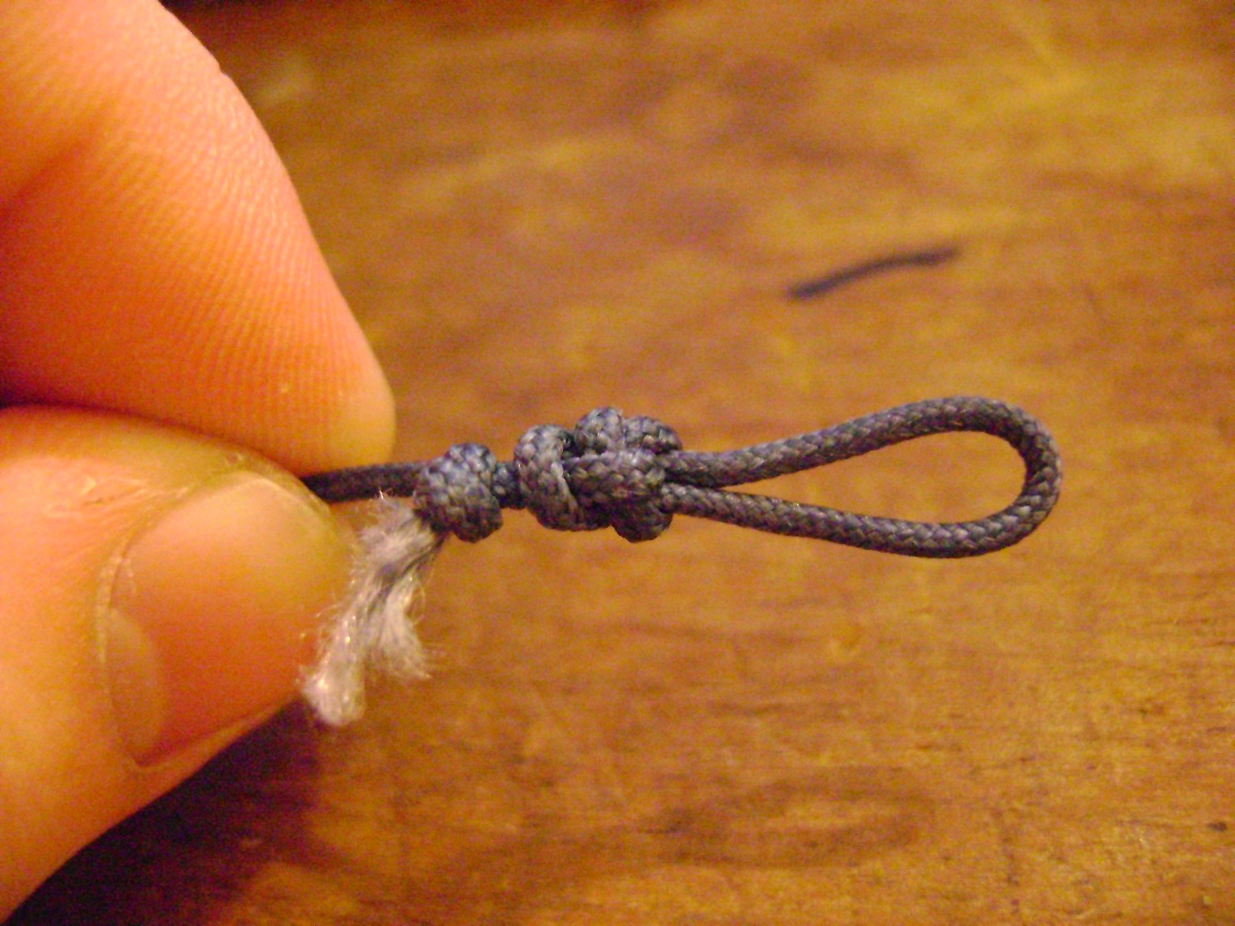 Quick Release Paracord Holder : 5 Steps (with Pictures) - Instructables