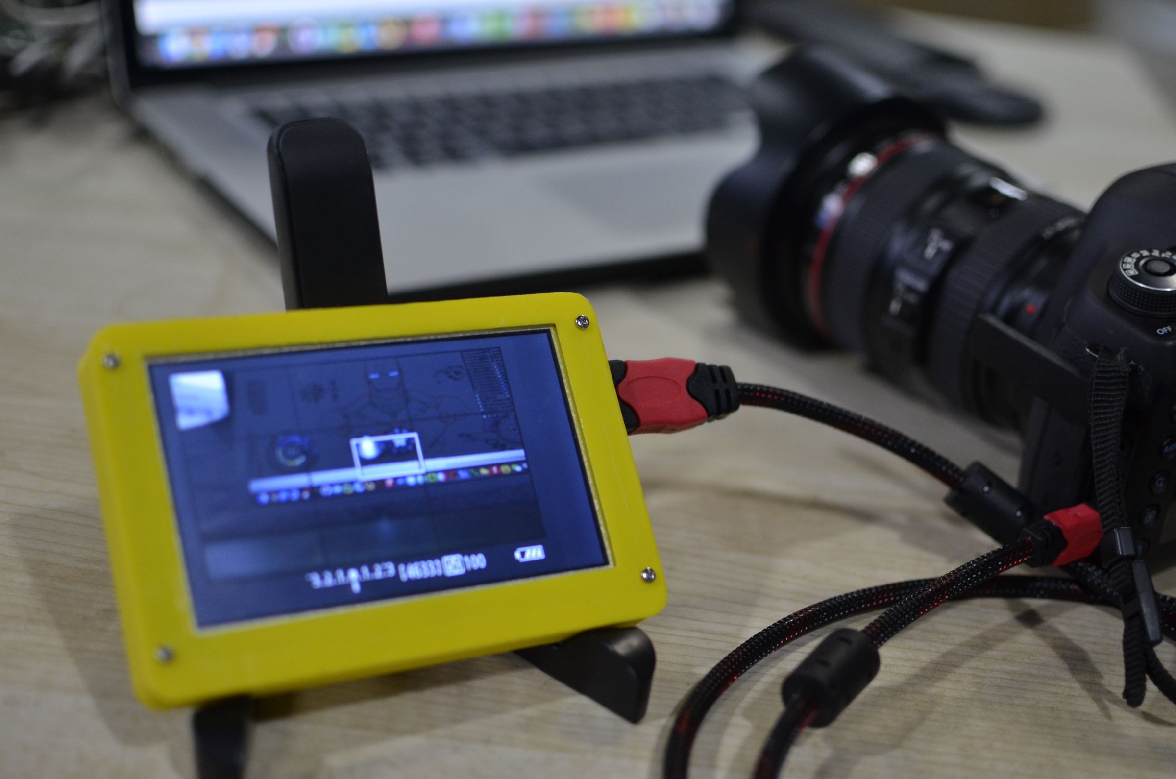 5 Inch HDMI Plug and Play Camera Monitor : 4 Steps (with Pictures ...