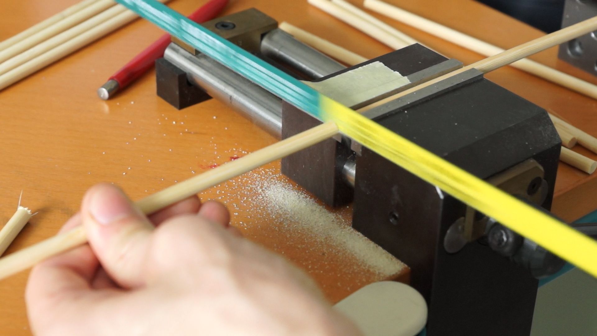 Box Shelf Clever Attached to Wire Rope : 6 Steps (with Pictures ...