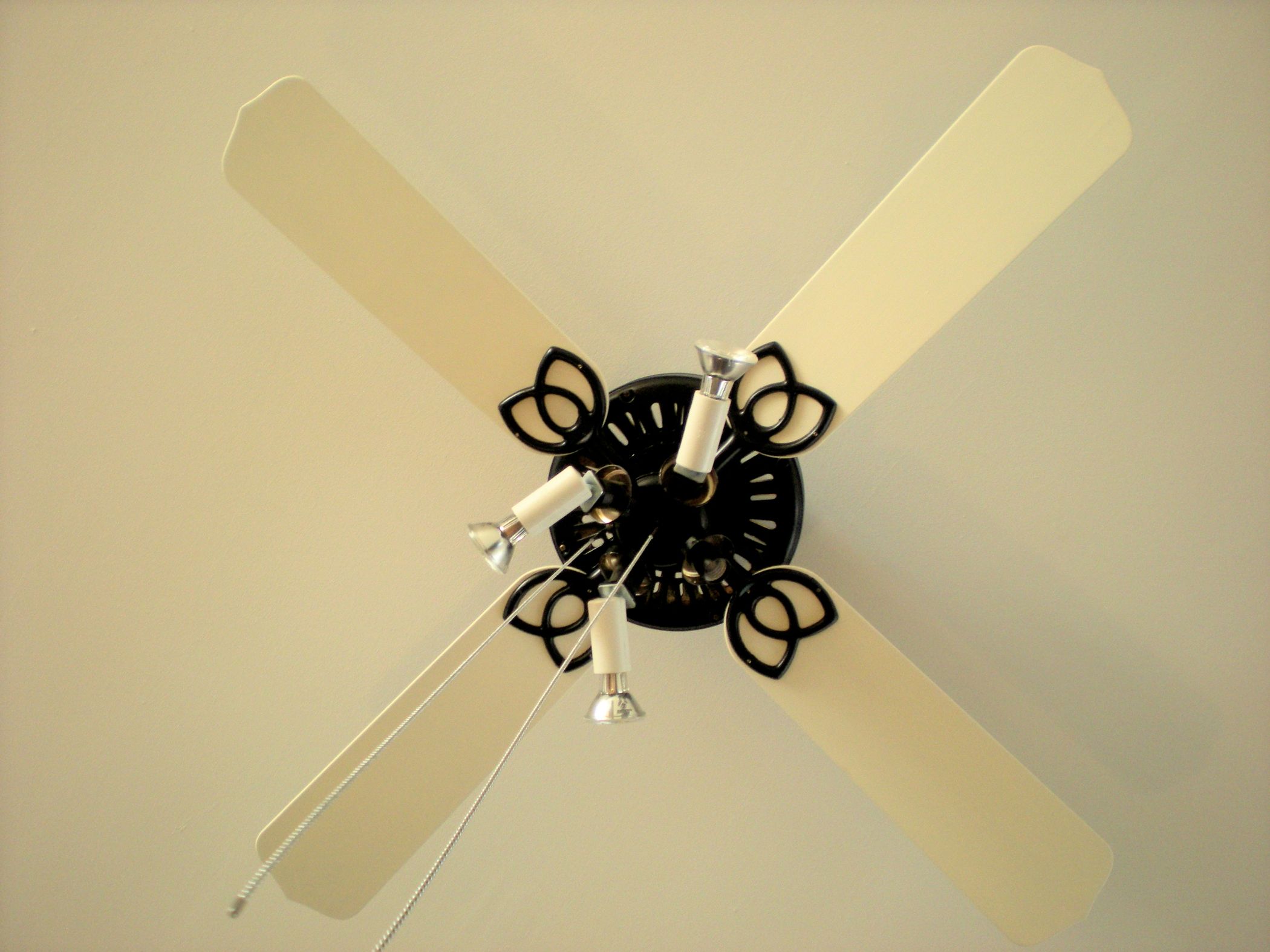 Upgrade Your Old Ceiling Fan : 8 Steps - Instructables