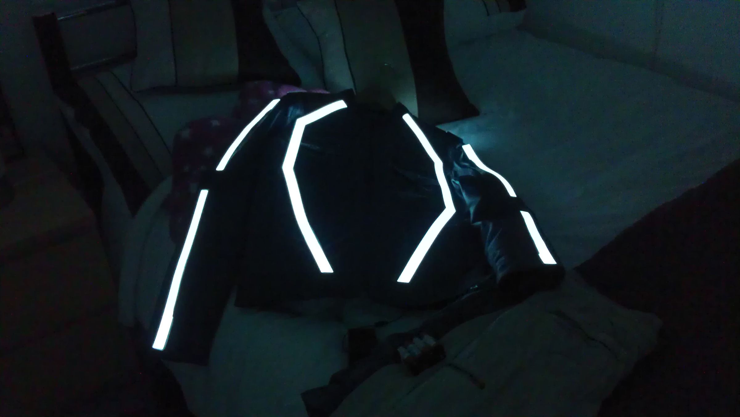 Daft Punk Tron Helmet & Suit : 3 Steps (with Pictures) - Instructables