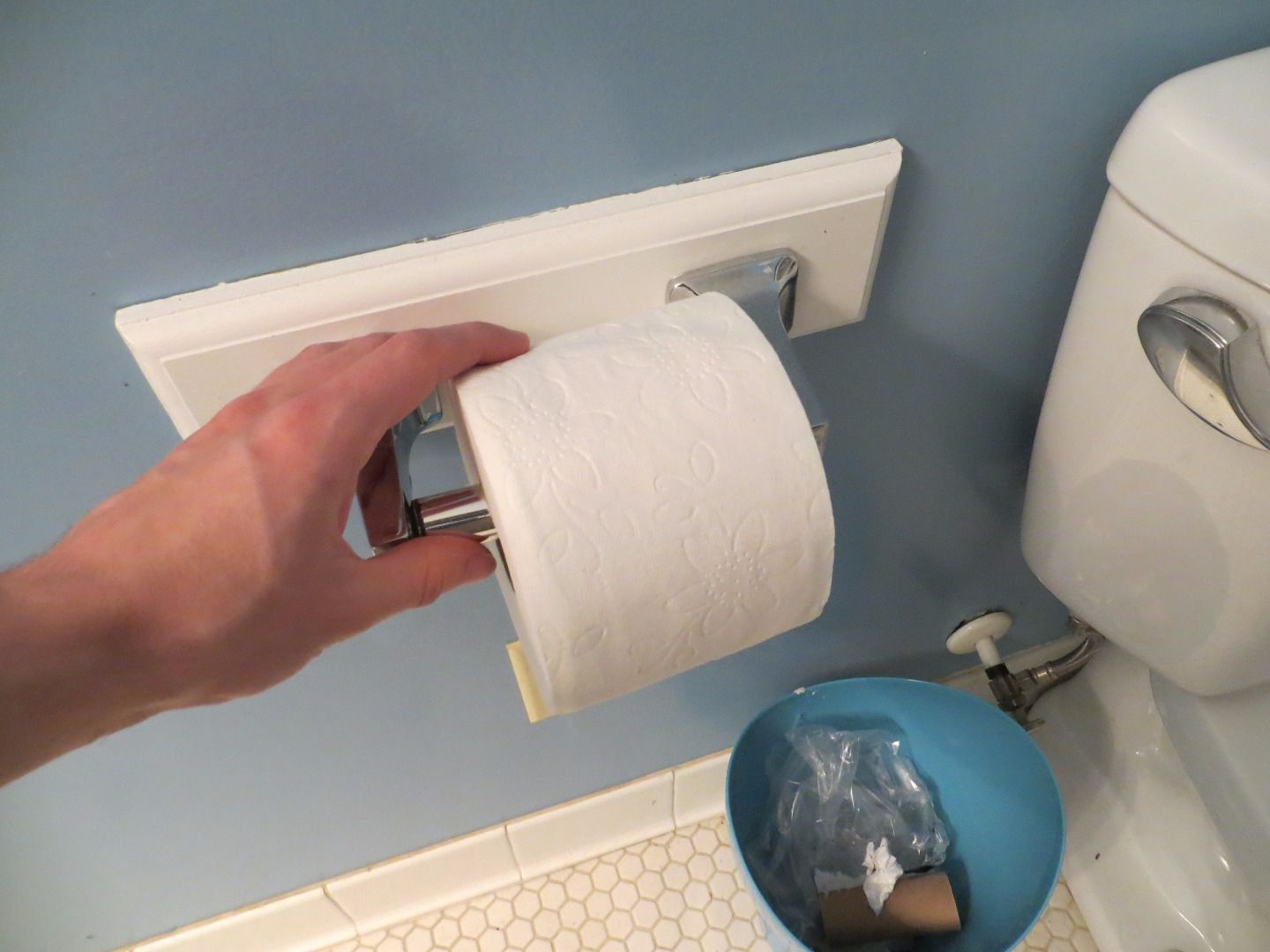 How to Ham Your Friends' Apartment : 6 Steps (with Pictures ...