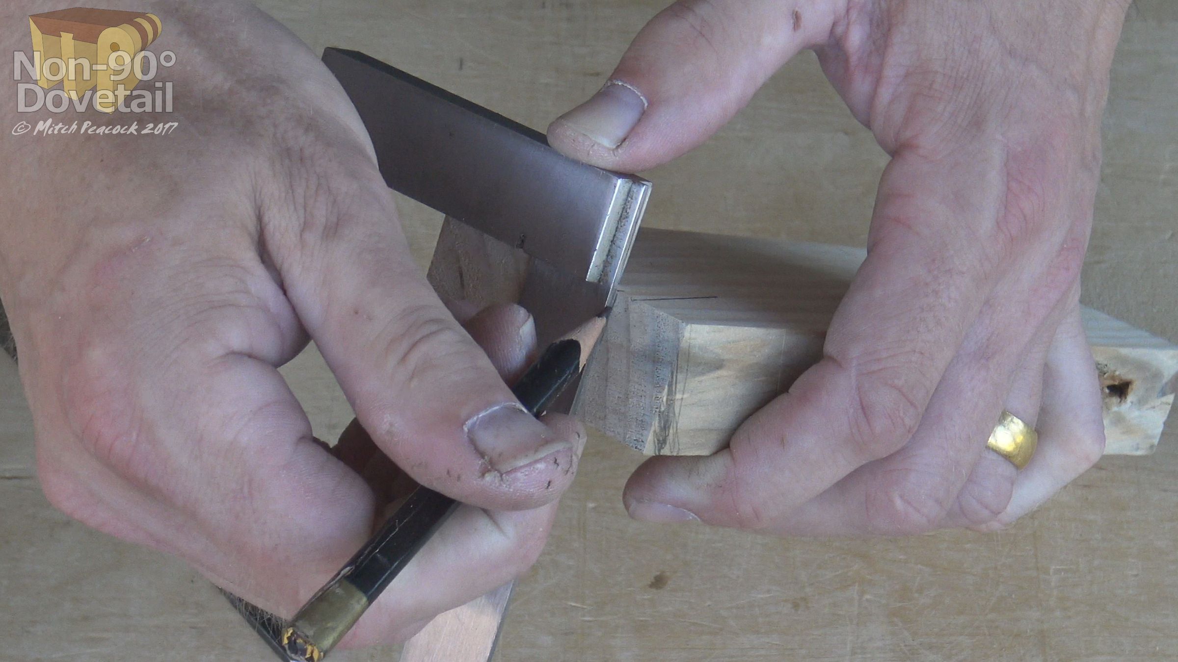 How to Cut an Obtuse Dovetail : 6 Steps (with Pictures) - Instructables
