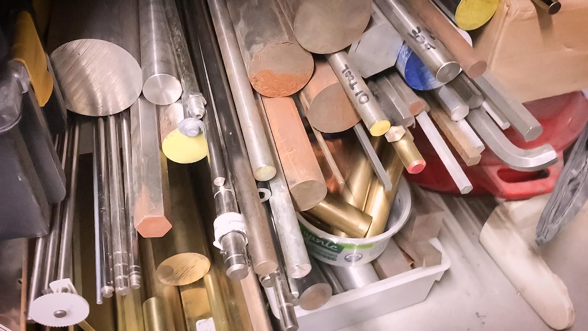 HOW TO MAKE a LATHE TOOL FROM SCRAP METAL : 21 Steps (with Pictures ...