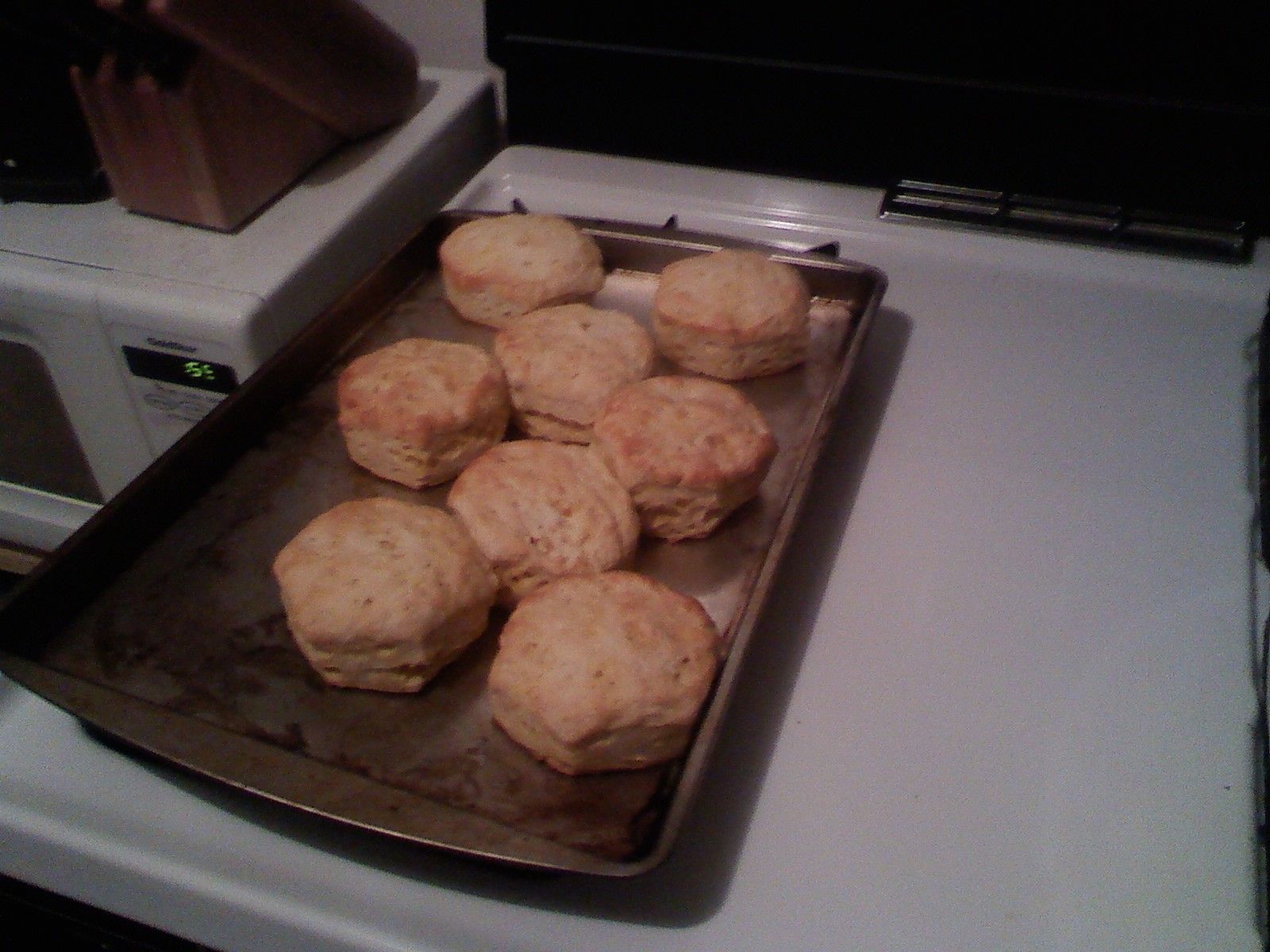 Easy 10-15 Min. Cornbeef and Cabbage With Biscuts : 5 Steps - Instructables