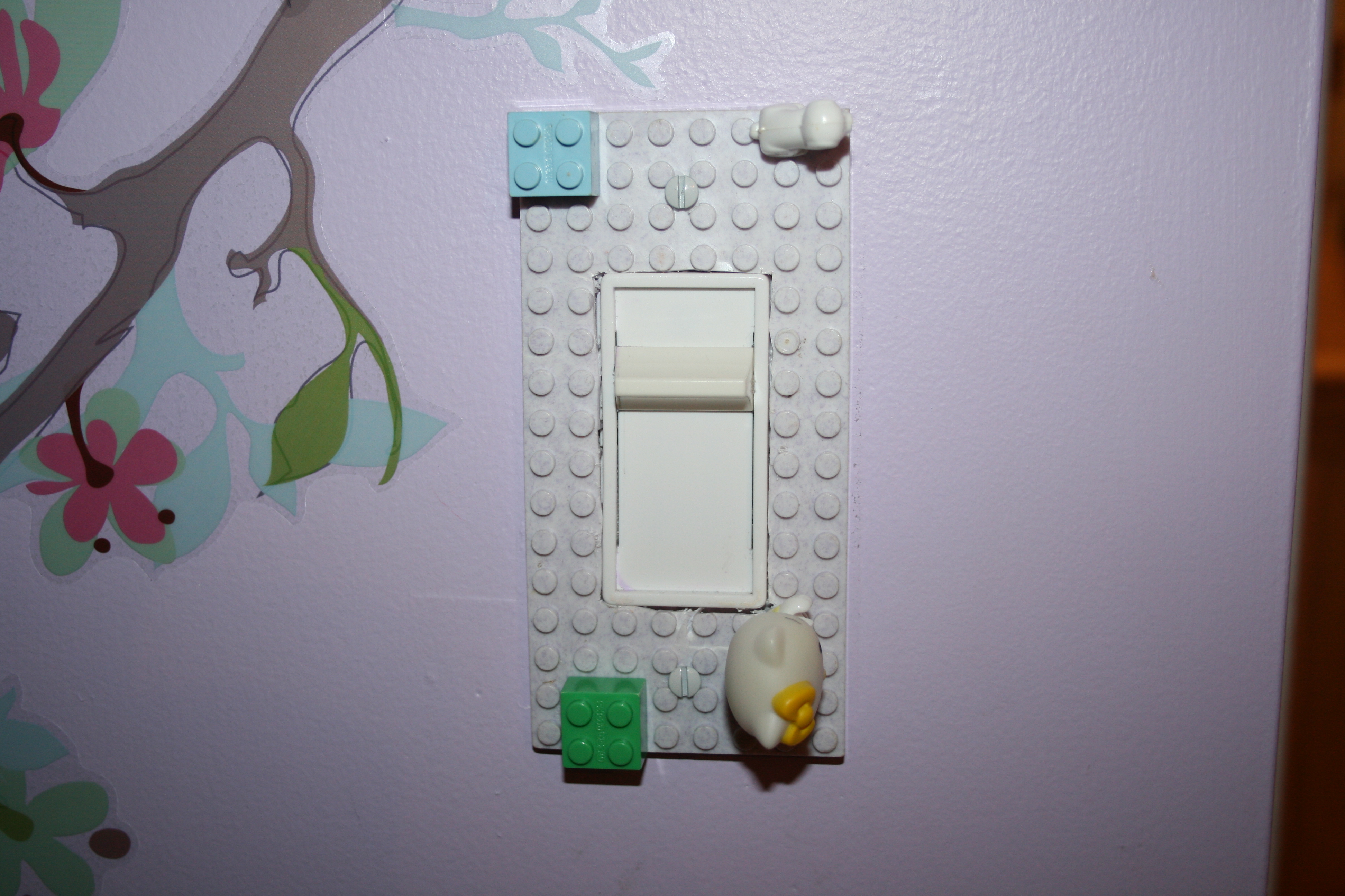 $0 DIY Lego Light Switch Cover : 7 Steps (with Pictures) - Instructables