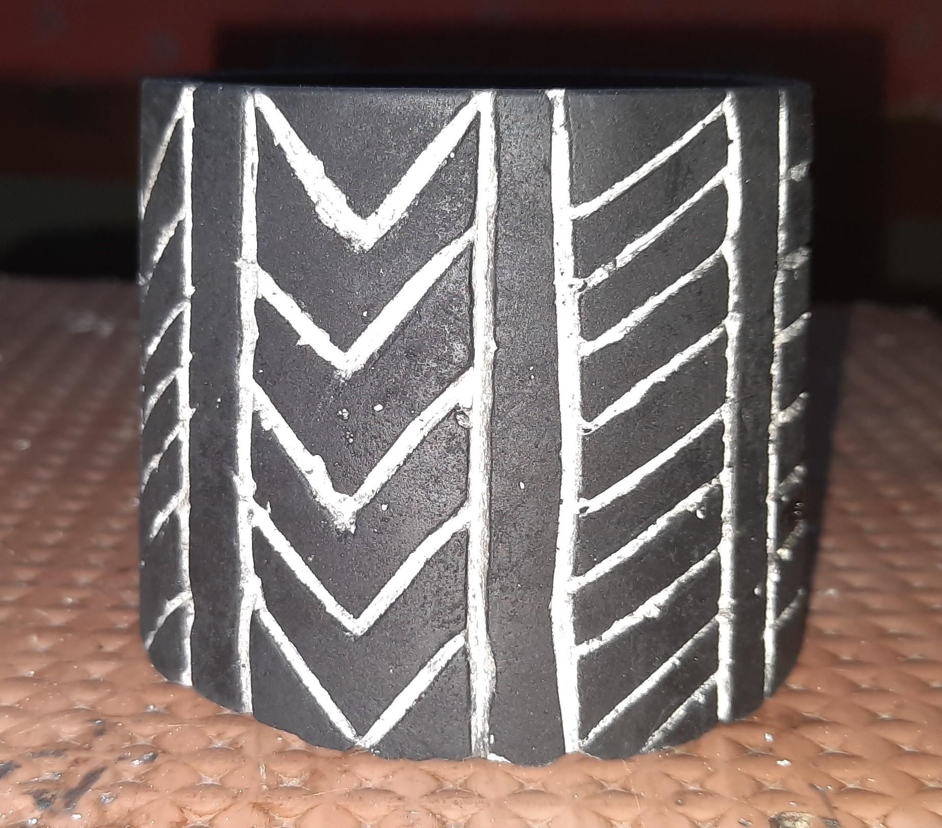 Engraved Concrete Pot : 7 Steps (with Pictures) - Instructables