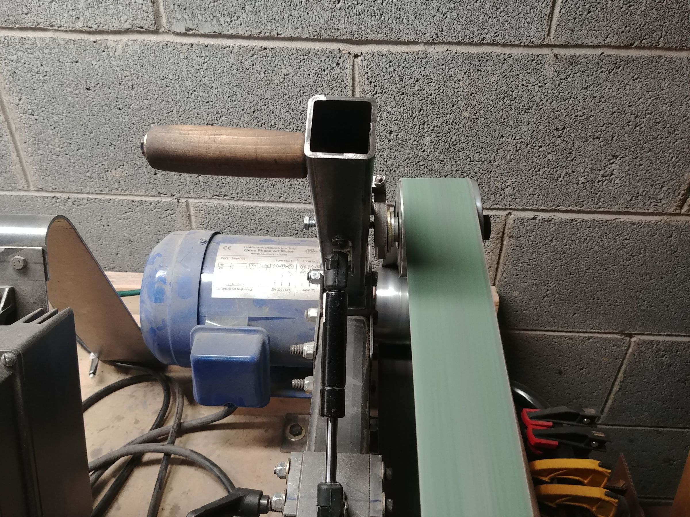 Bolt Together 2 X 72 Belt Grinder : 12 Steps (with Pictures ...