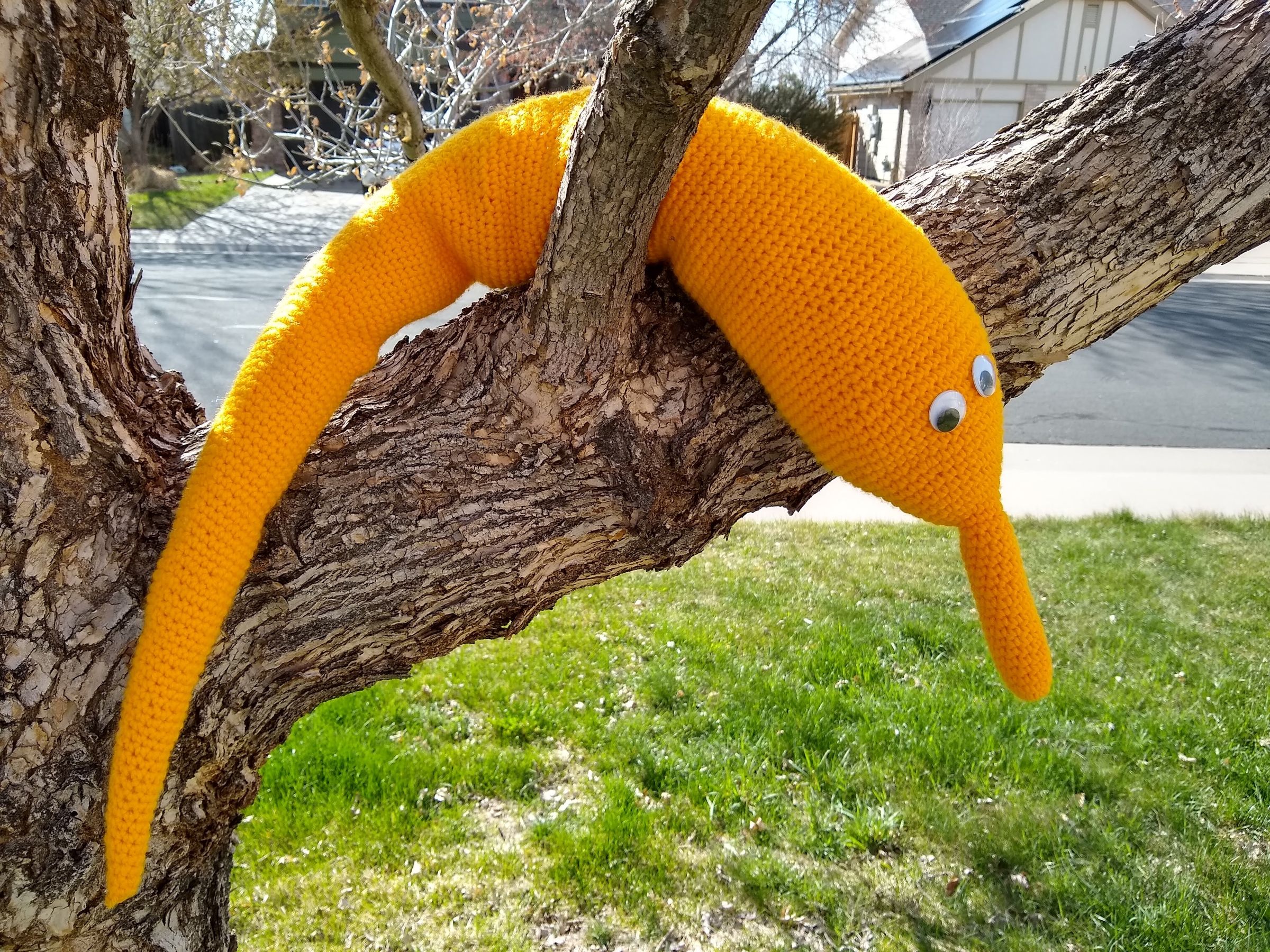 Giant Crocheted Worm on a String : 3 Steps (with Pictures) - Instructables