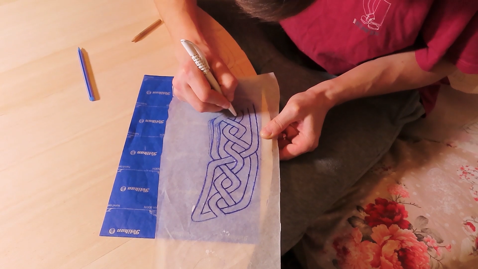 Huge Hand-Carved Celtic Wooden Shield. 1000mm in Diameter! : 7 Steps ...