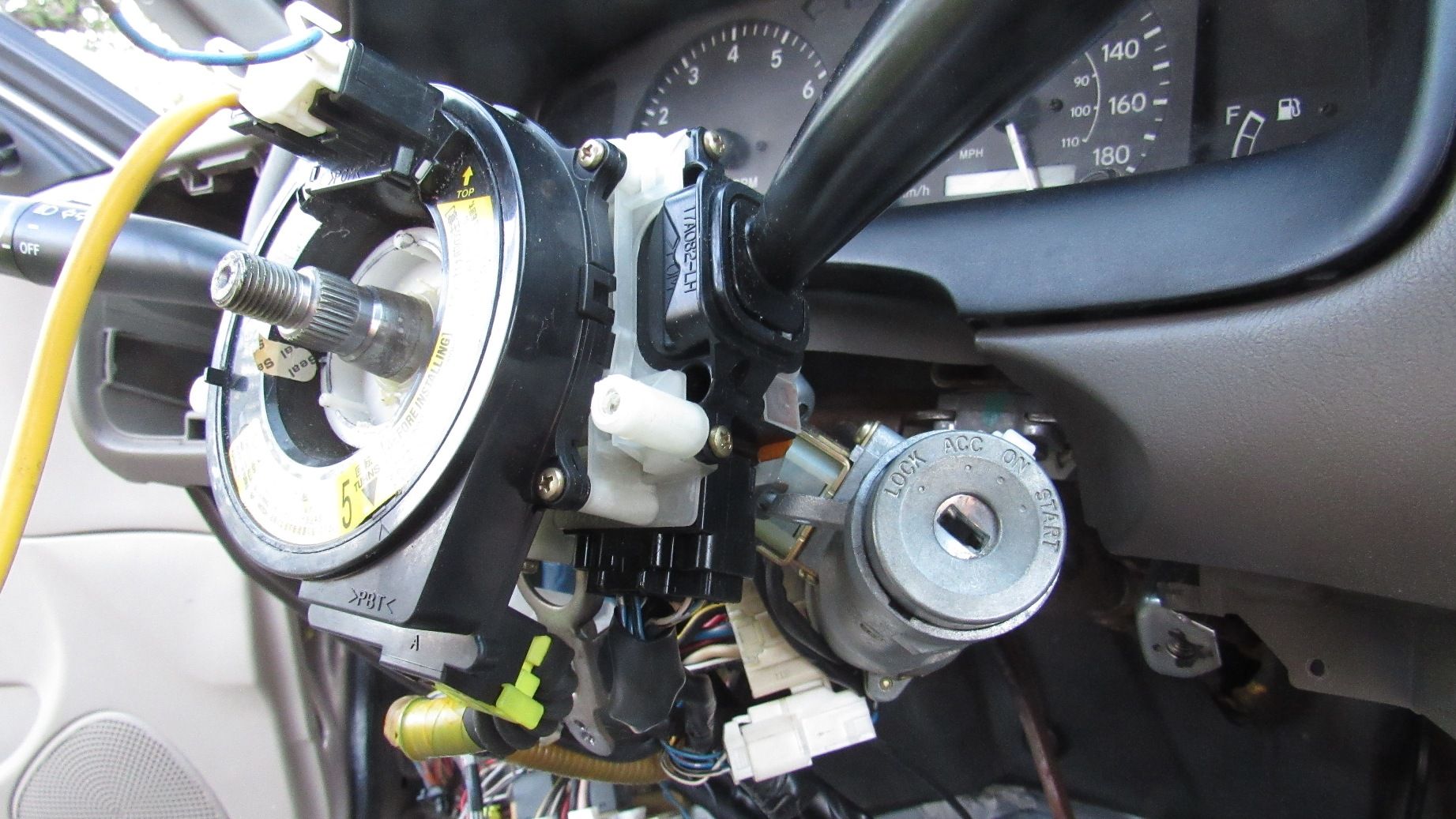How to Hotwire Your Car : 5 Steps (with Pictures) - Instructables