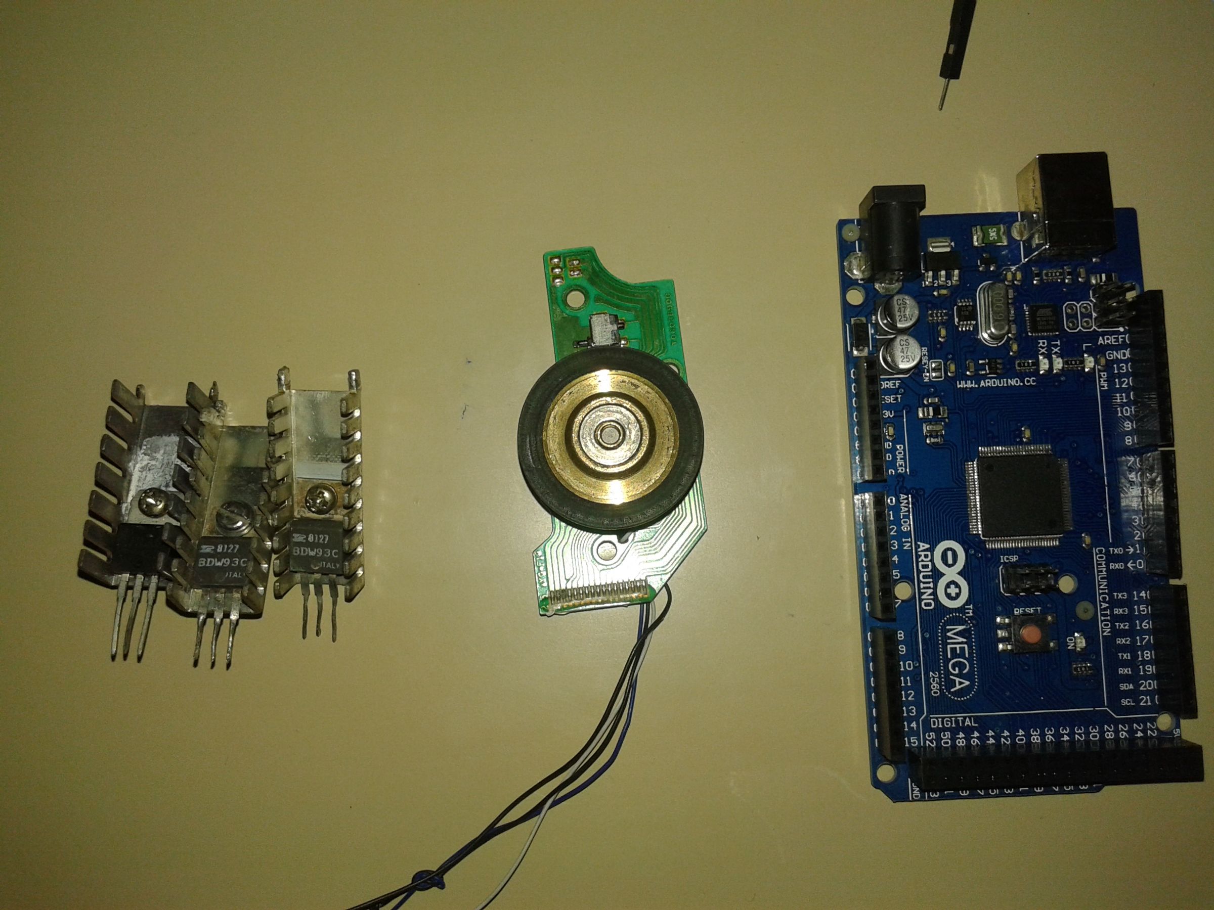 Drive CD-ROM Brushless Motor With Arduino + 3 Mosfet Transistors : 4 ...