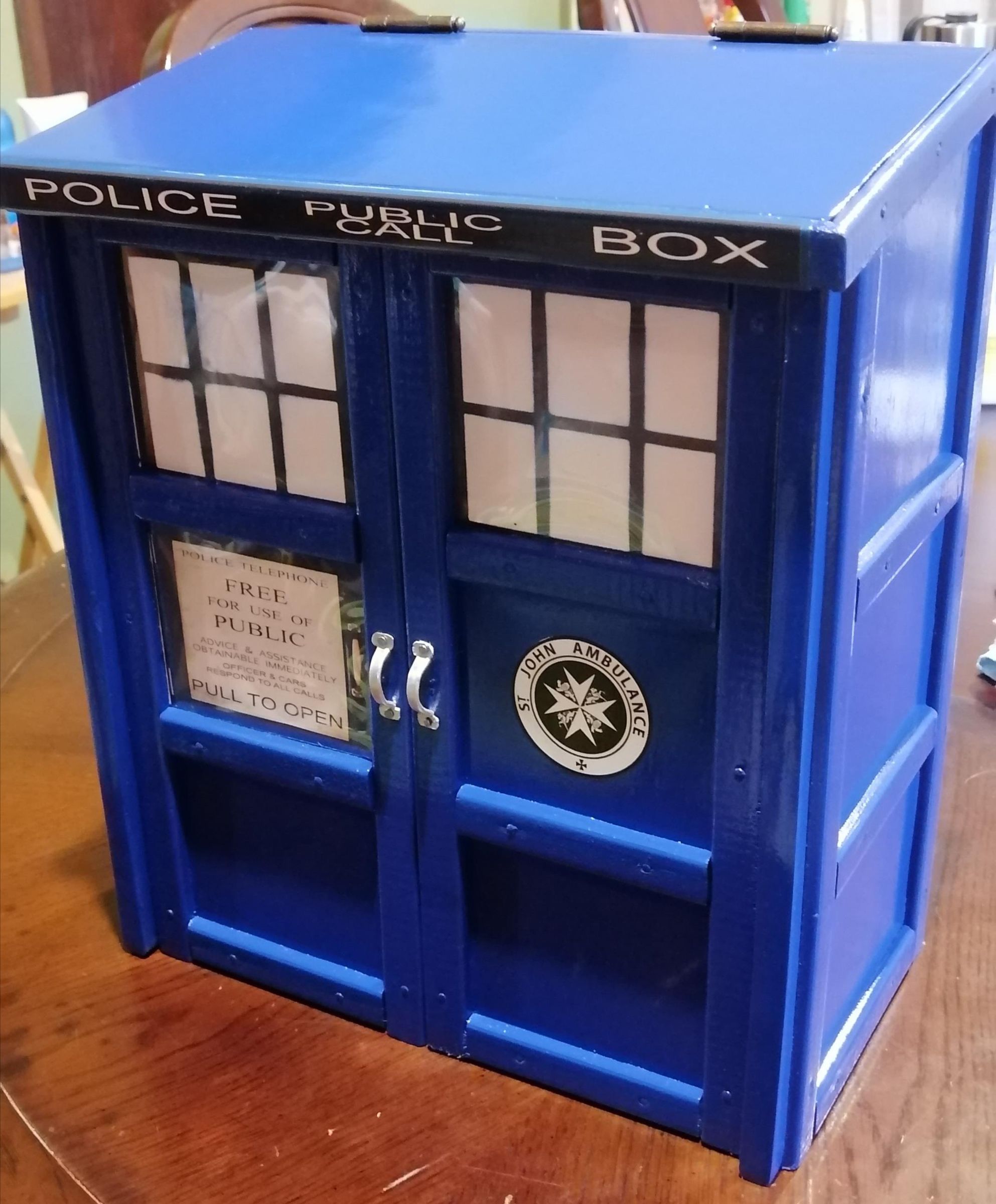 Tardis Mailbox : 9 Steps (with Pictures) - Instructables