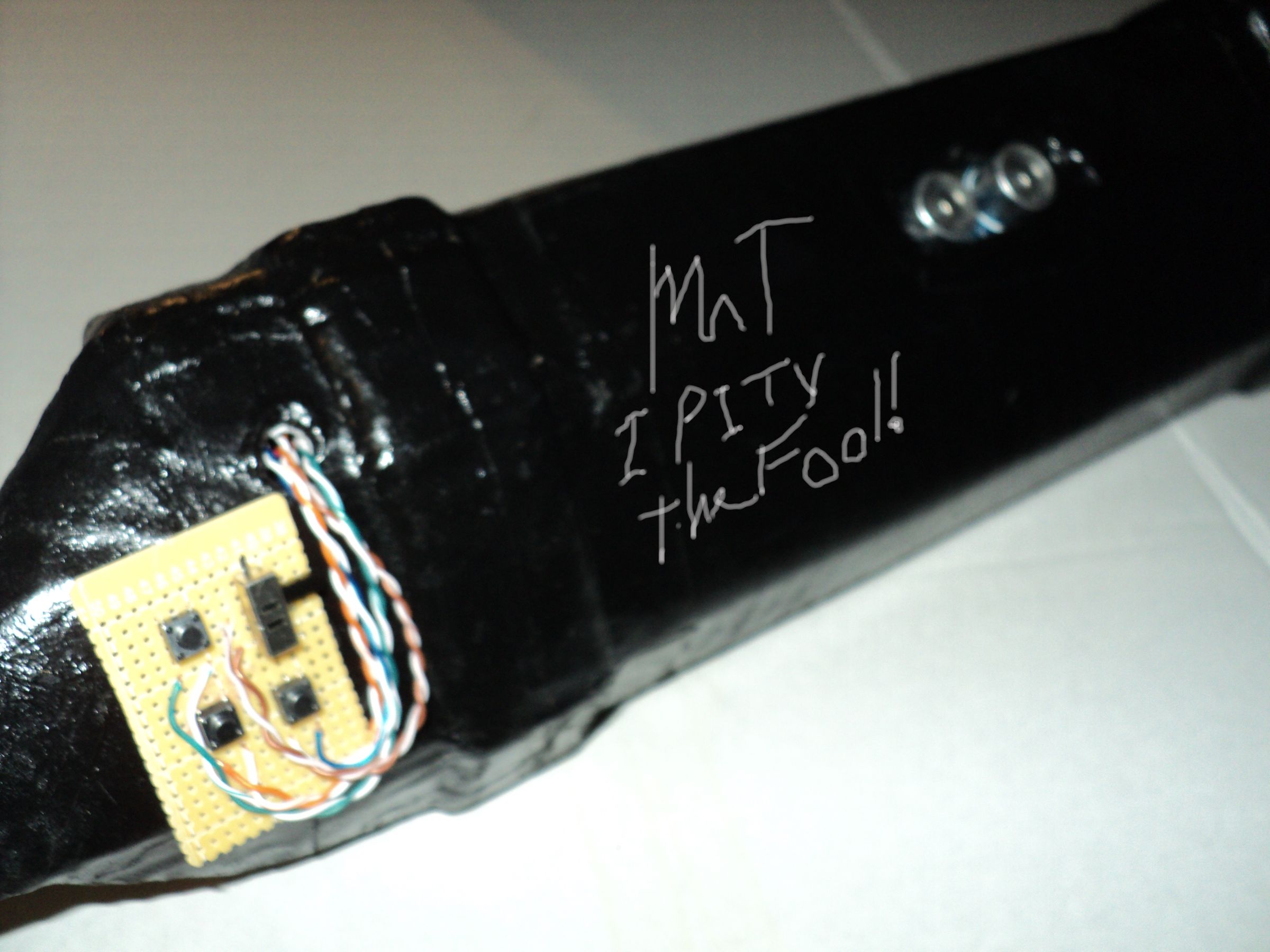 TSA Zombie Scanner Security Wand : 7 Steps (with Pictures) - Instructables